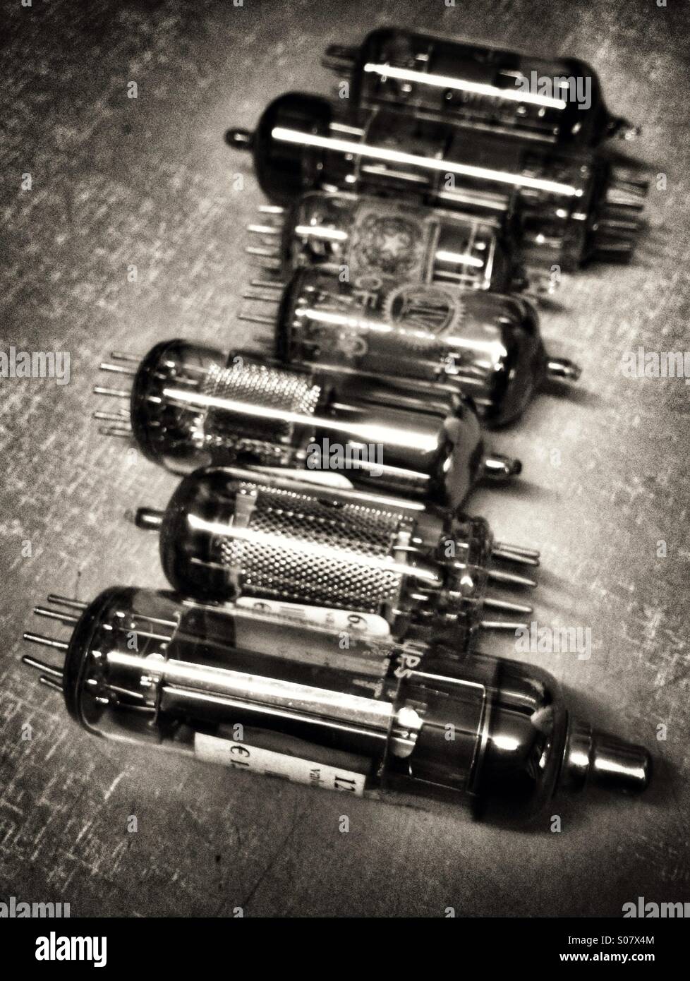 Vintage valves hi-res stock photography and images - Alamy