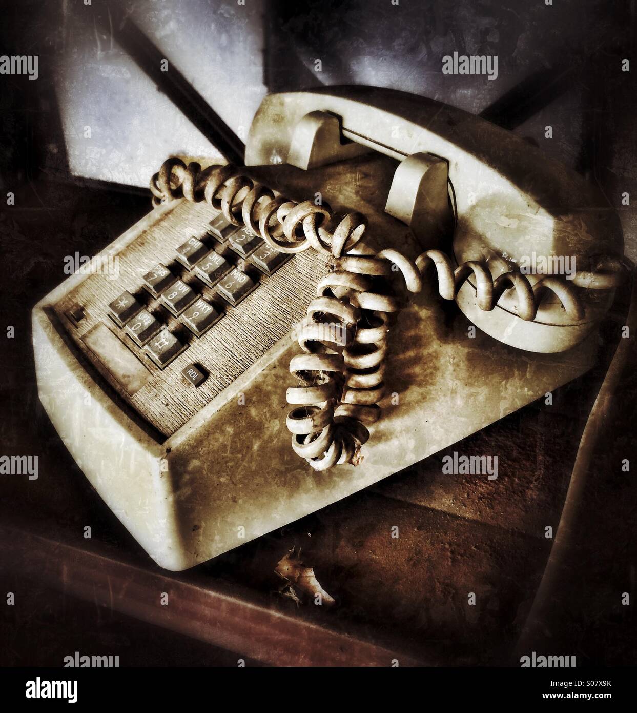 Push Button Phone Stock Photos & Push Button Phone Stock Images - Alamy