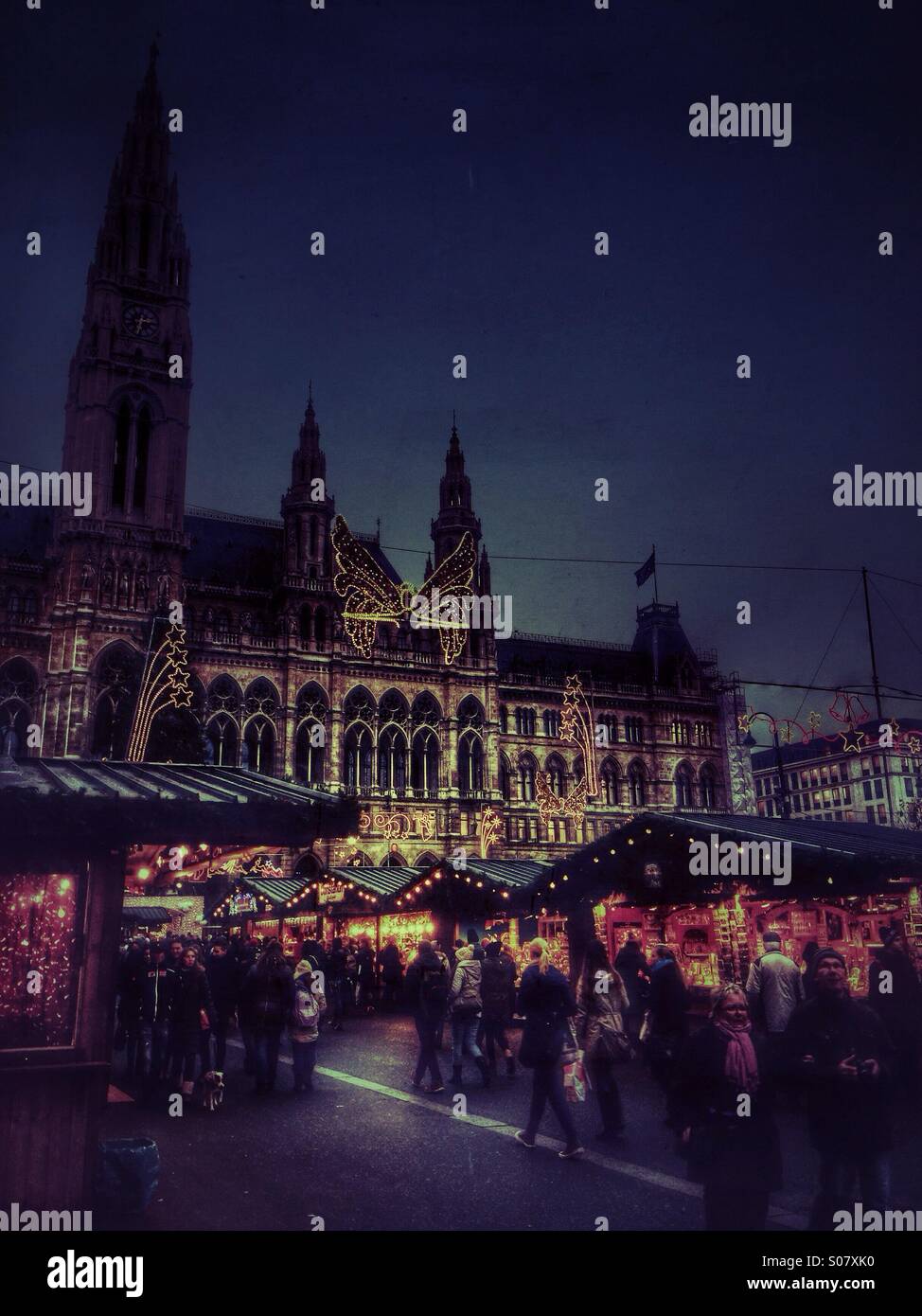 Rathaus rathausplatz hi-res stock photography and images - Alamy