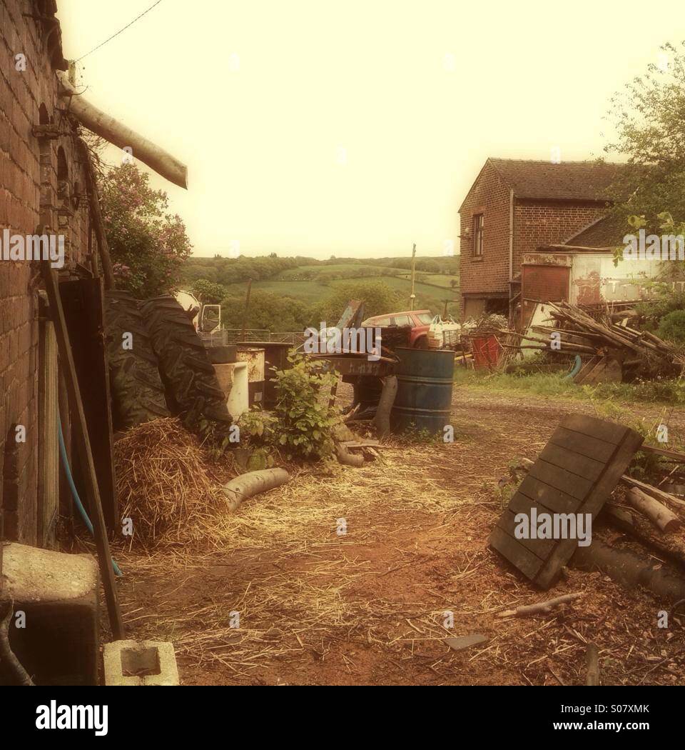 Farm yard farm buildings england hi-res stock photography and images ...