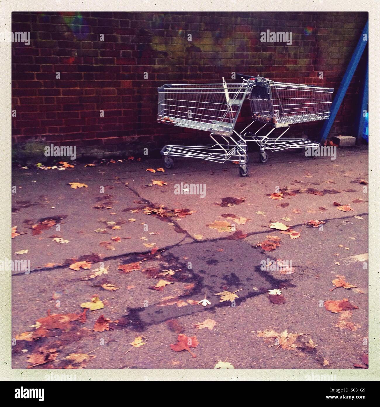 Dumped shopping trolleys hi-res stock photography and images - Alamy