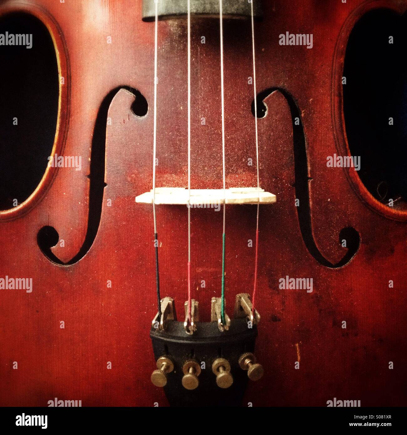 Fiddle hi-res stock photography and images - Alamy