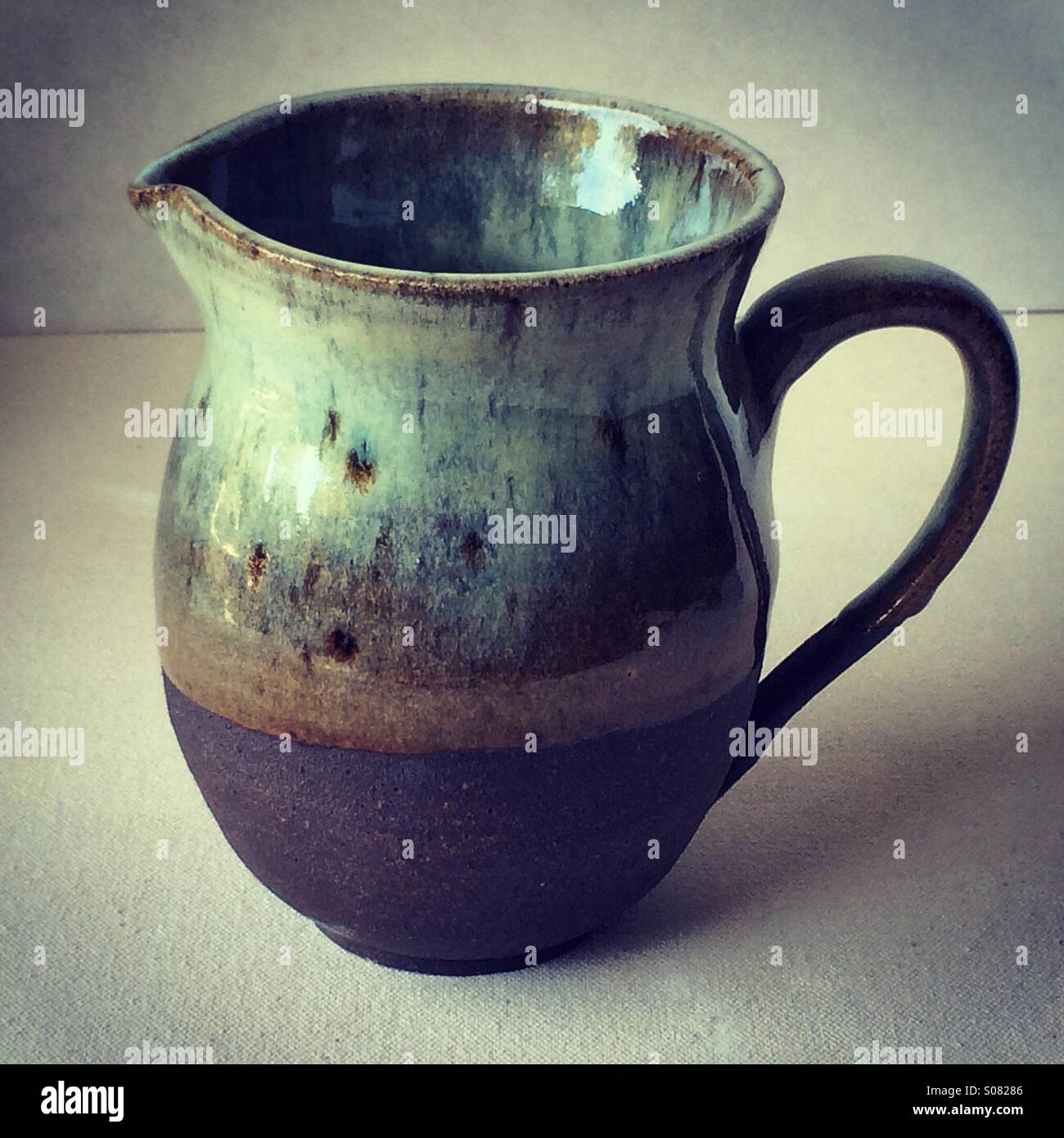 Pitcher pottery hi-res stock photography and images - Alamy