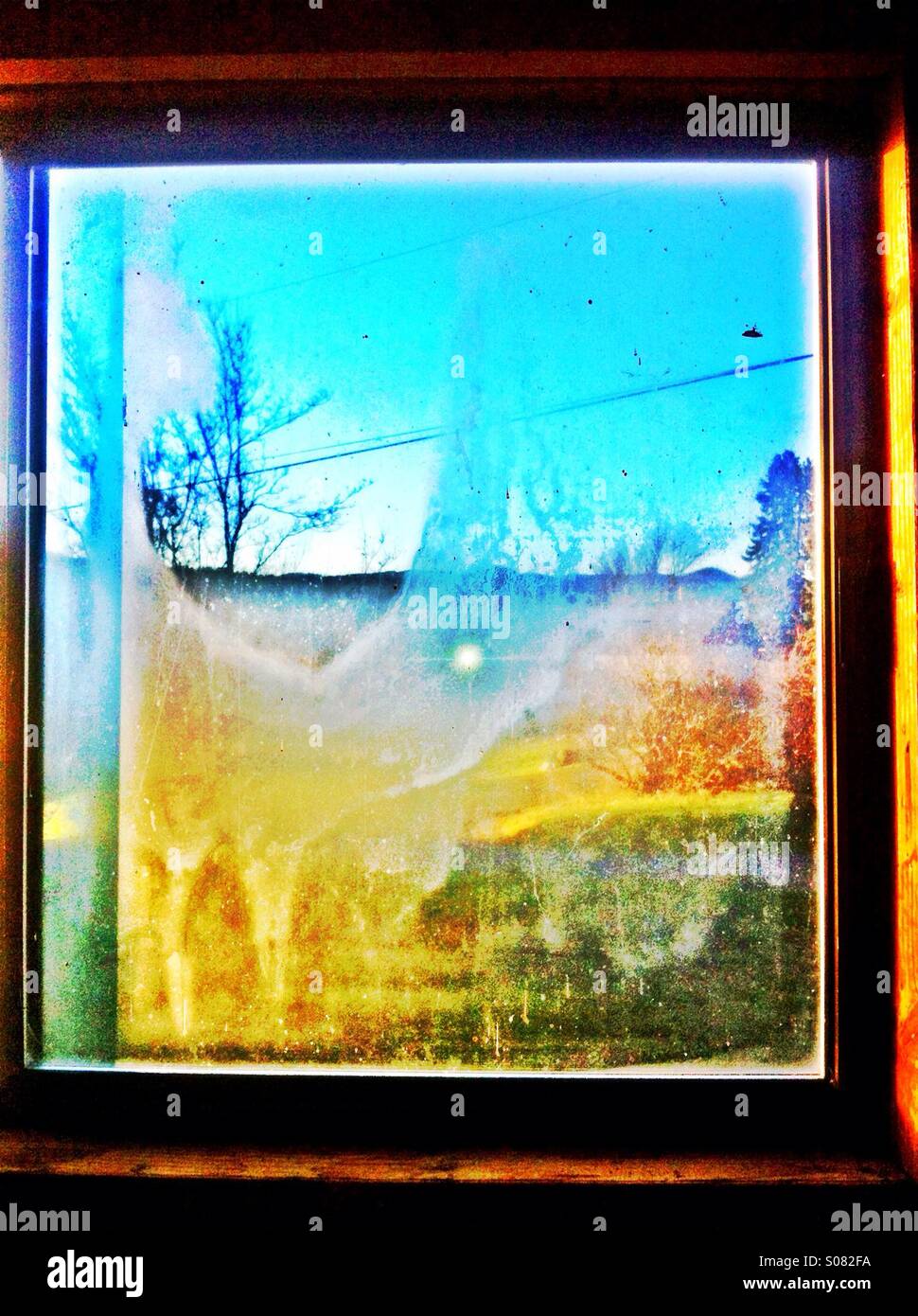 Foggy window hi-res stock photography and images - Alamy