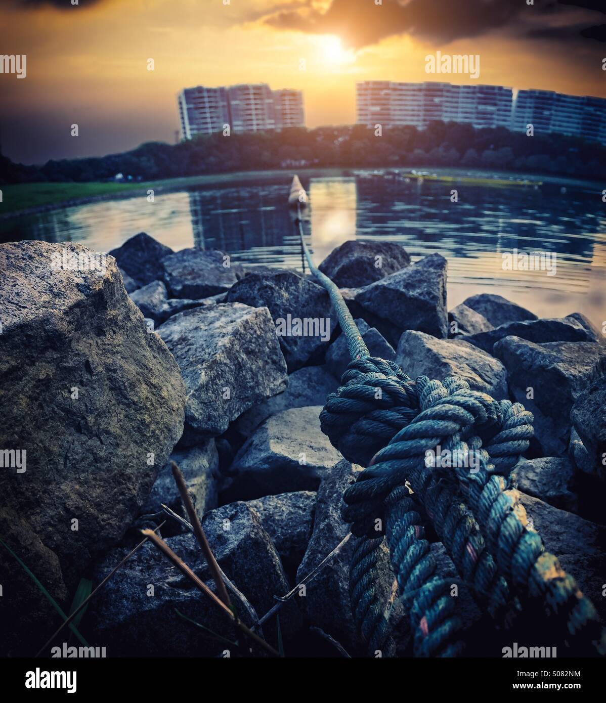 Old rope hi-res stock photography and images - Alamy