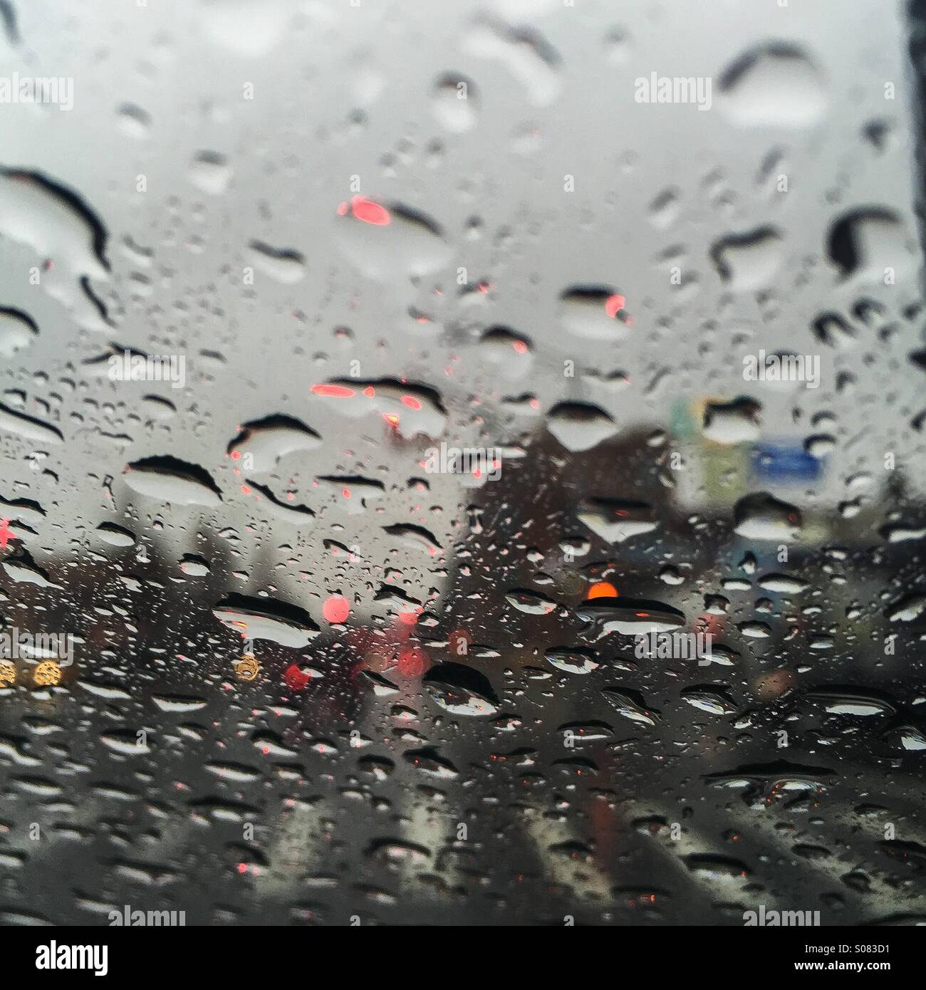Rainy car window hi-res stock photography and images - Alamy