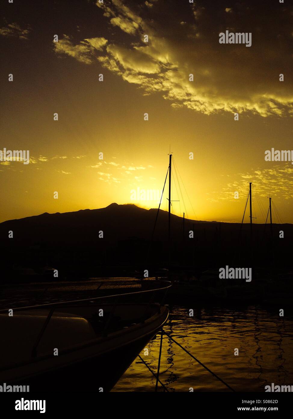 Sunset Mount Etna Stock Photos & Sunset Mount Etna Stock Images - Alamy