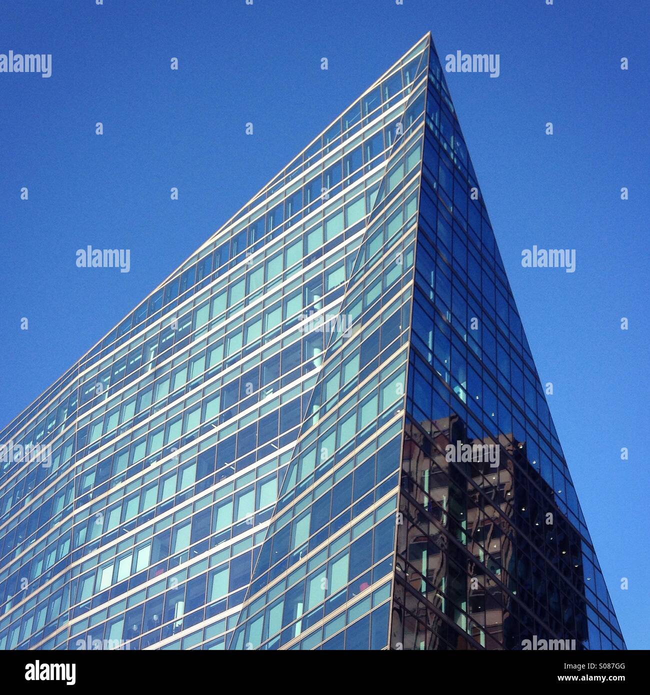 Cardinal place shopping hi-res stock photography and images - Alamy