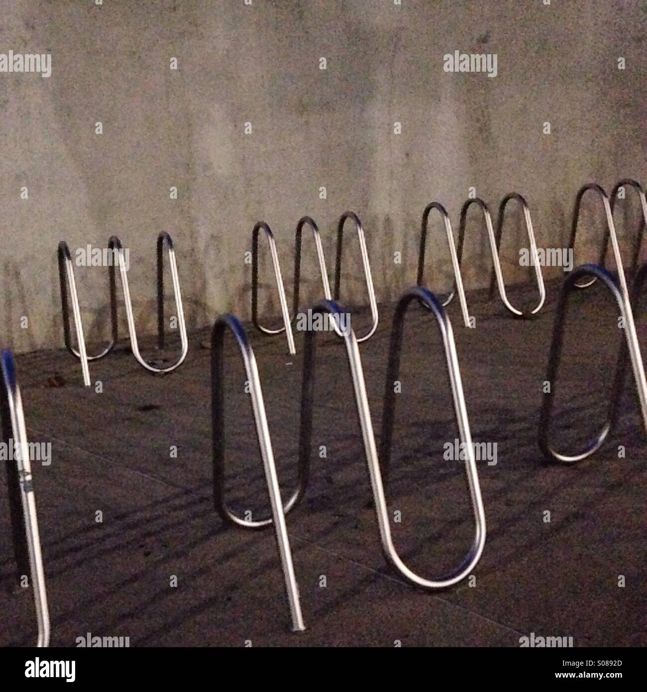 Empty racks hi-res stock photography and images - Alamy