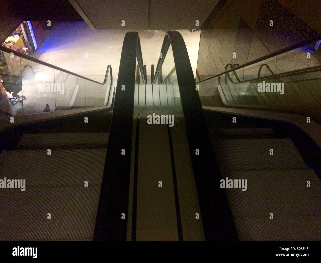 Moving stairs hi-res stock photography and images - Alamy
