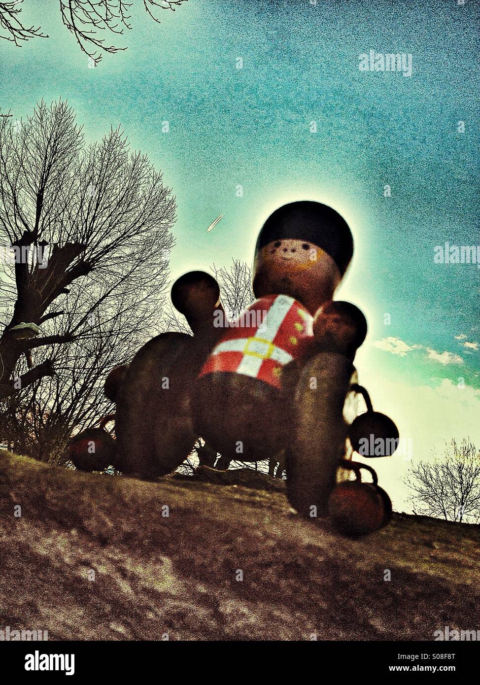 Lost toy hi-res stock photography and images - Alamy