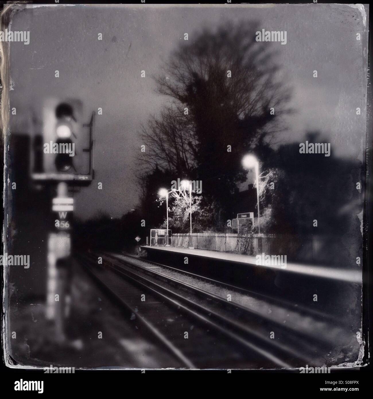 Tall railway signal hi-res stock photography and images - Alamy