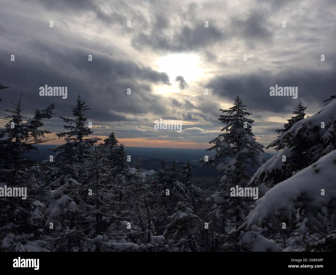 Hike winter hi-res stock photography and images - Alamy