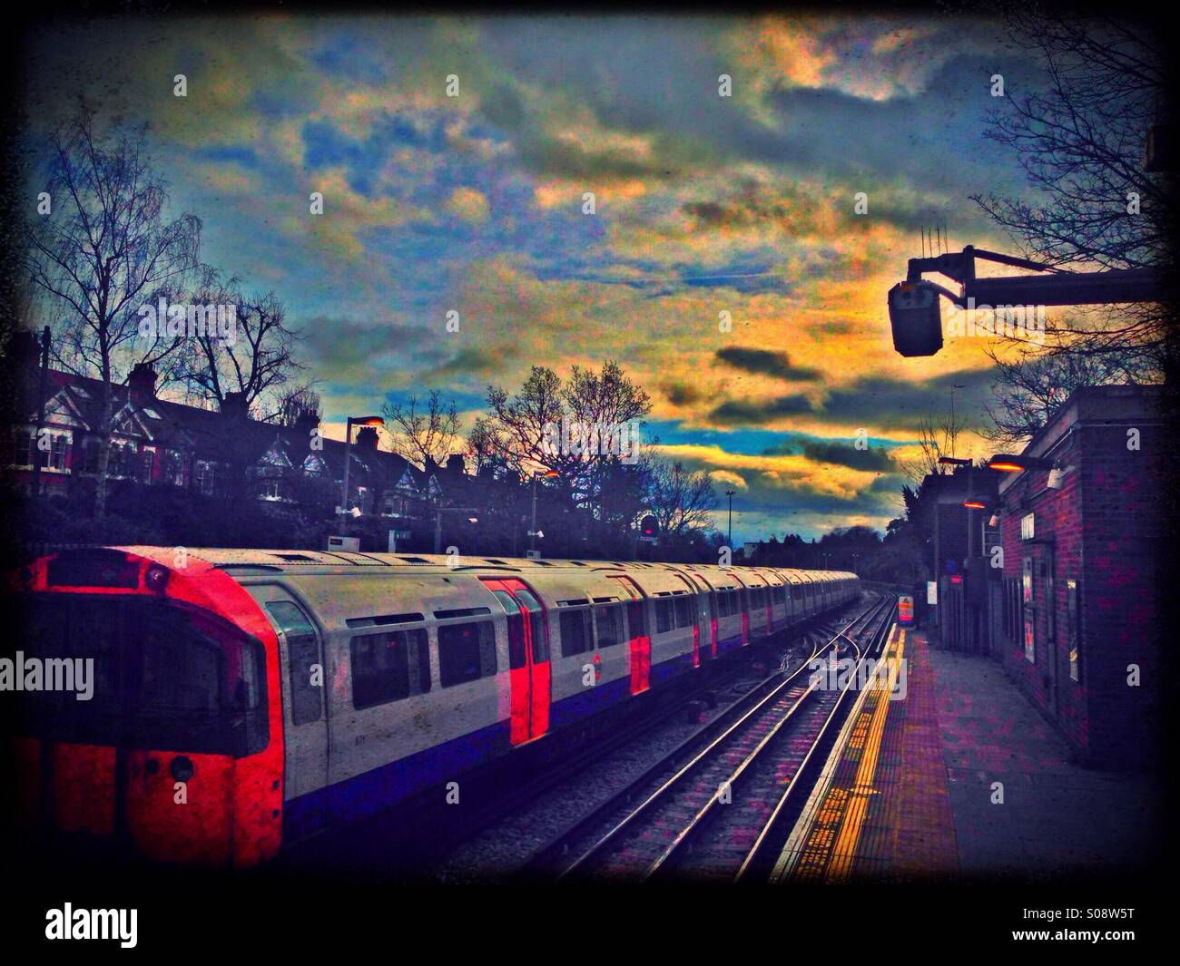 Tube line tracks hi-res stock photography and images - Alamy