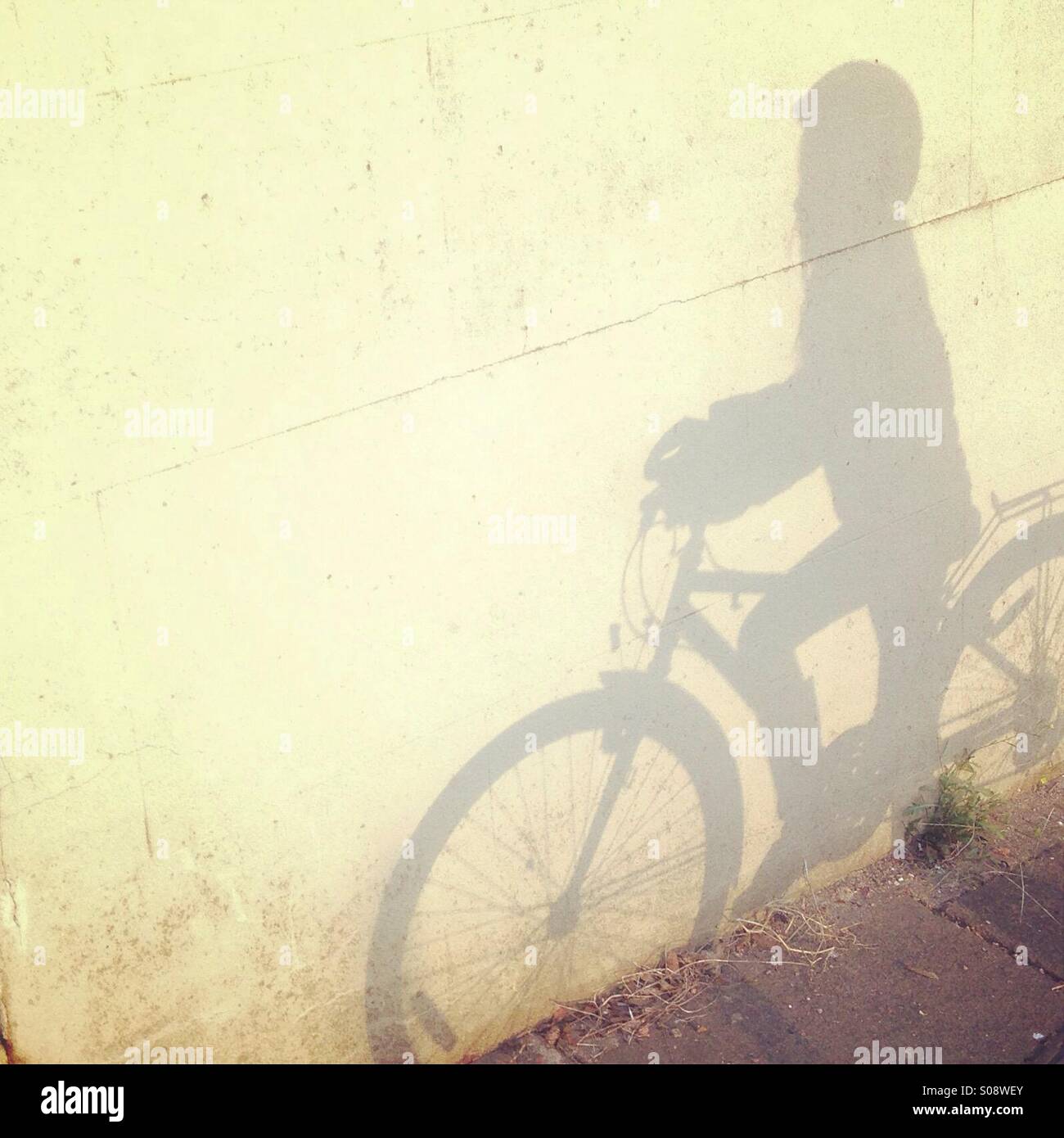 Shadow bicycle hi-res stock photography and images - Alamy