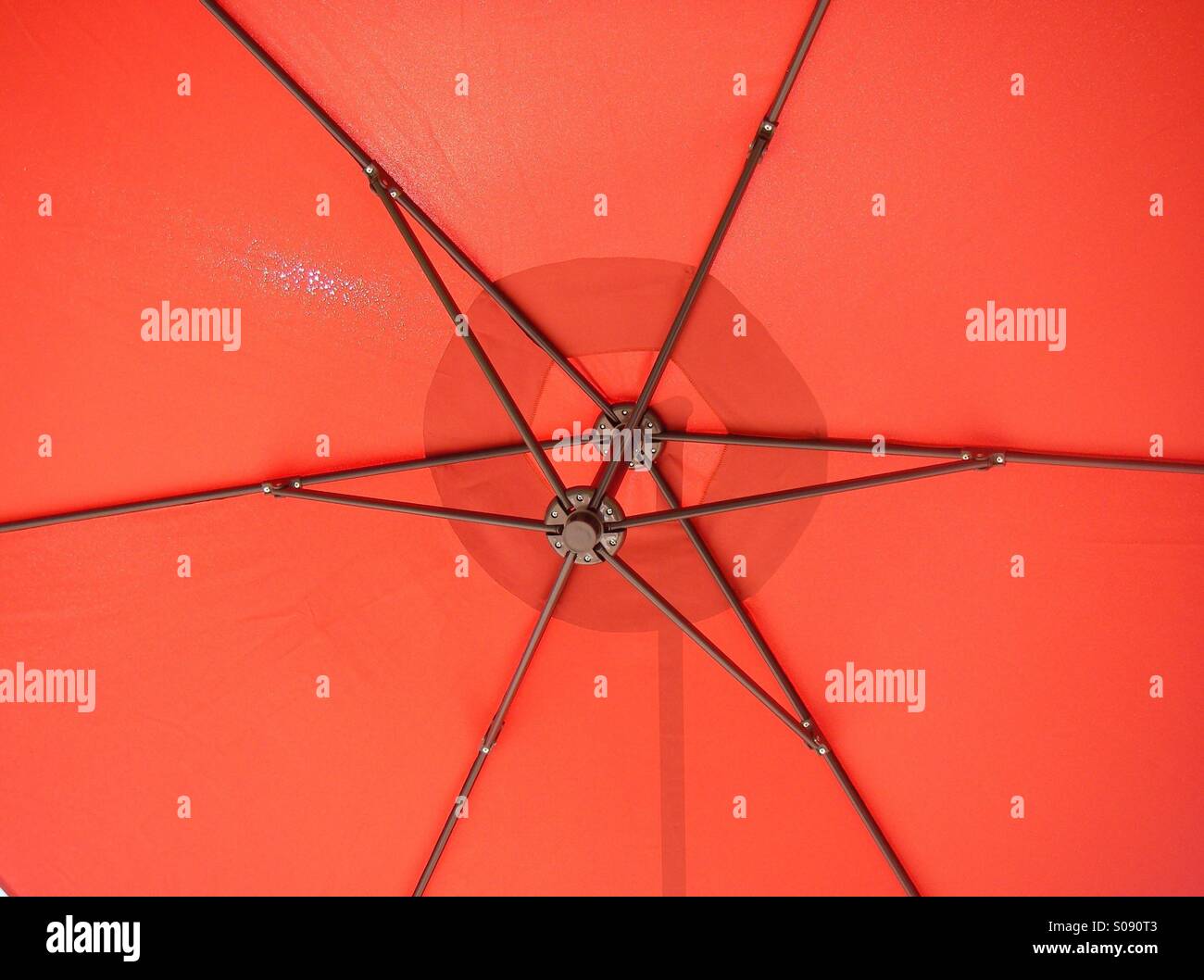 Open sun umbrella hi-res stock photography and images - Alamy