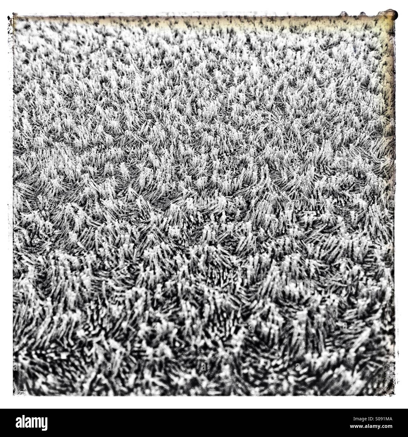 Frost ice crystals hi-res stock photography and images - Alamy