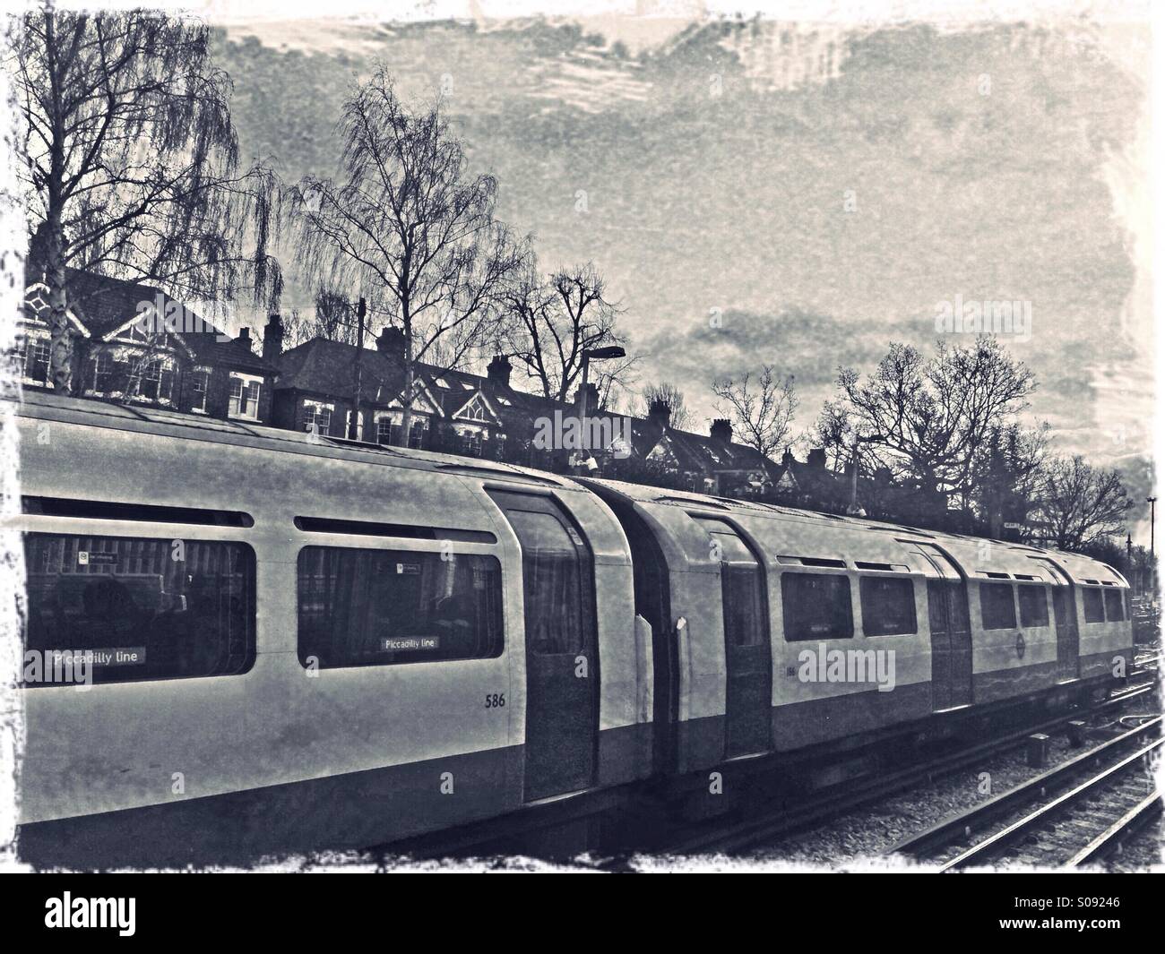 Piccadilly line tube trains hi-res stock photography and images - Alamy