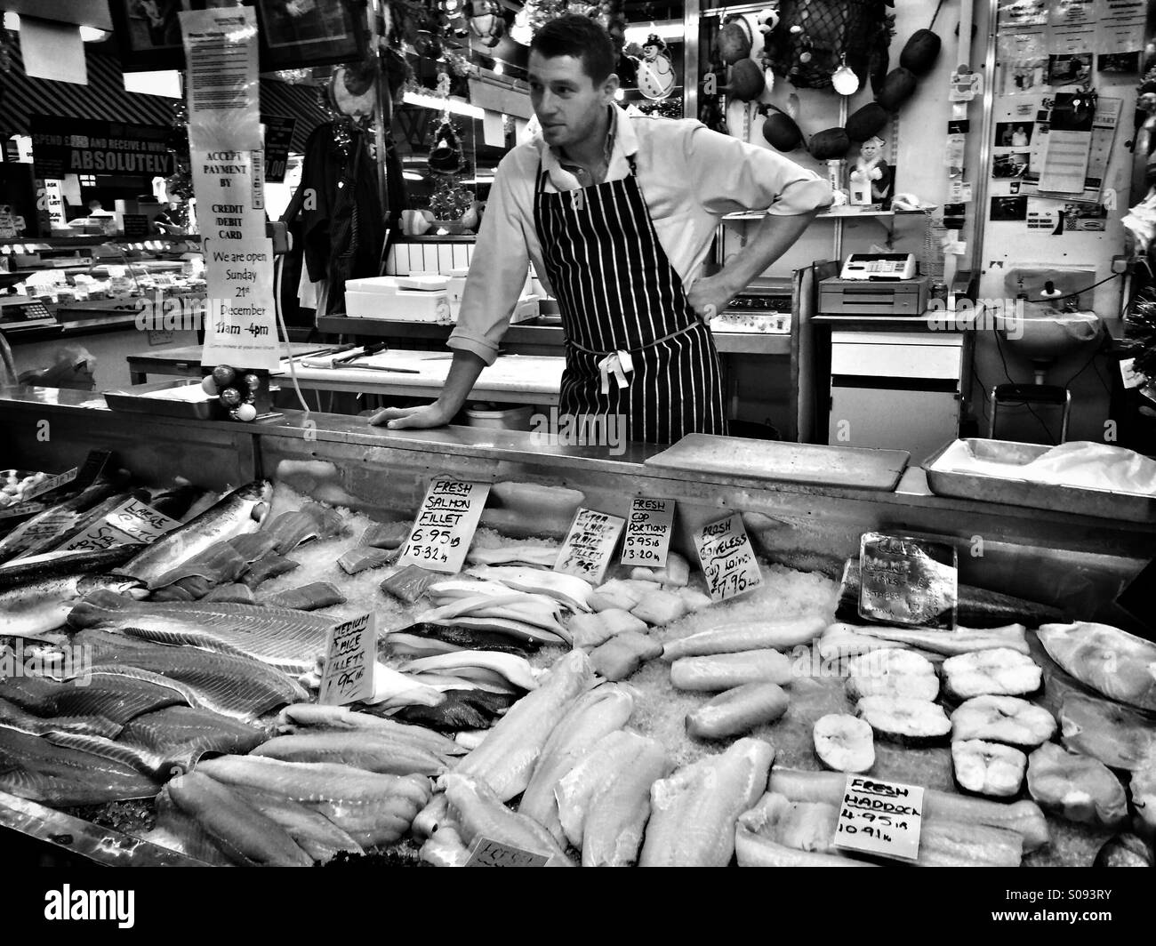 Fish Market Stall Stock Photo - Alamy
