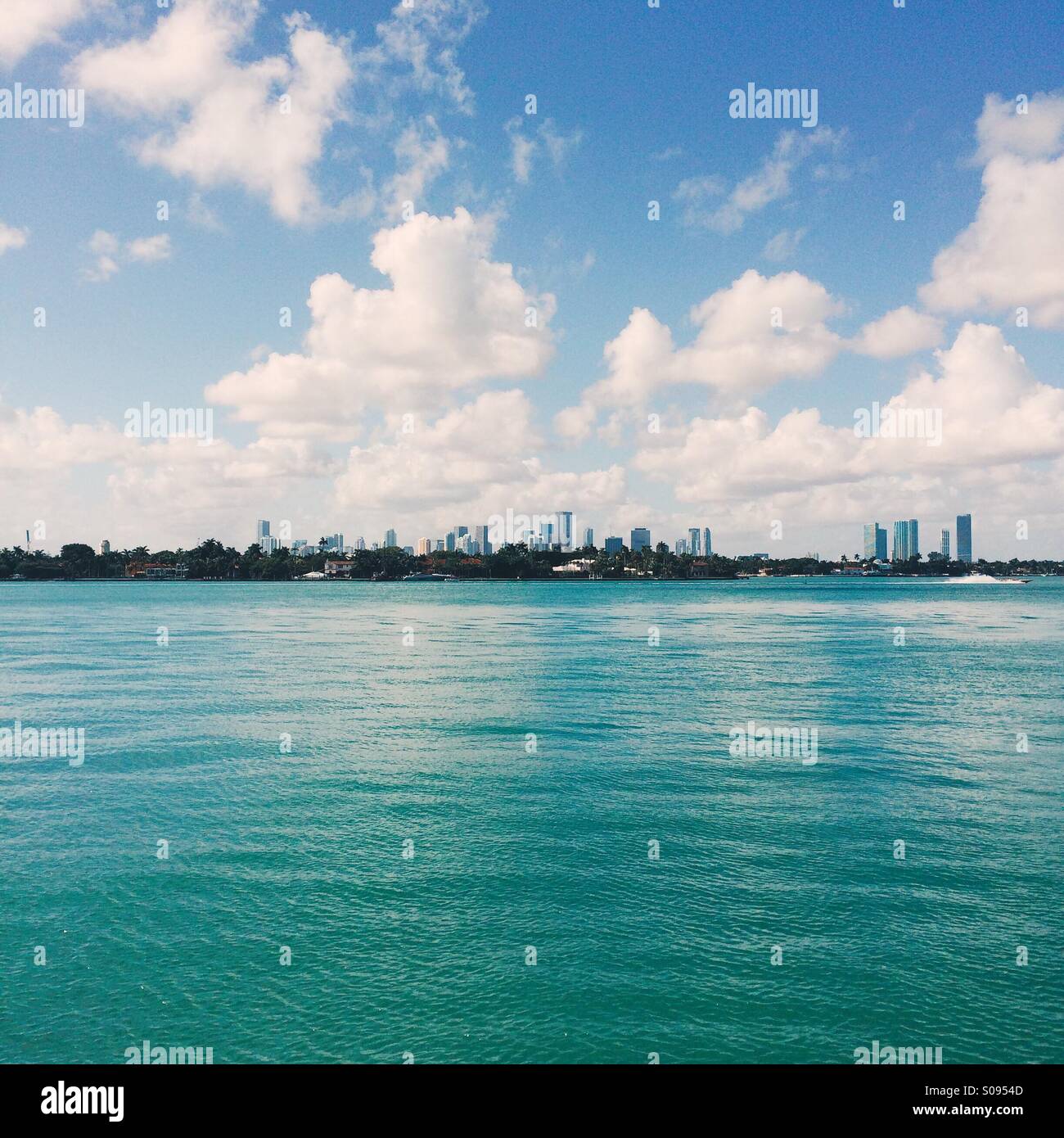 Miami beach ocean hi-res stock photography and images - Alamy