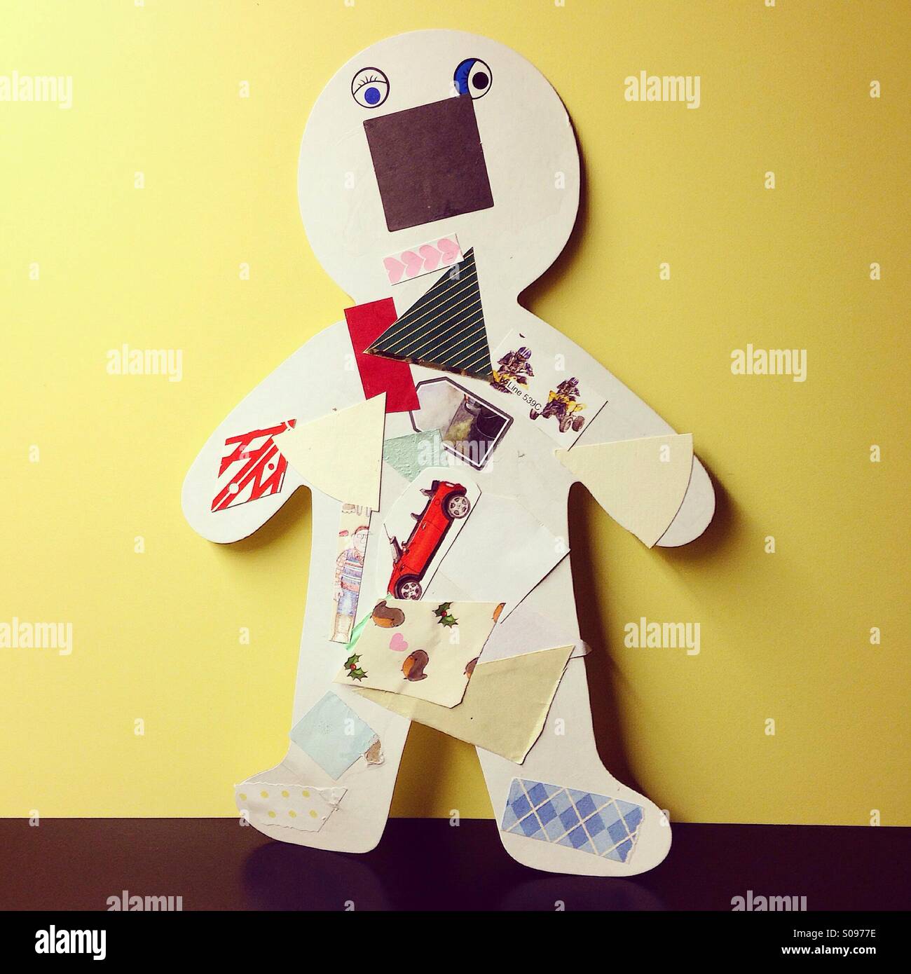 Cut shapes kids hi-res stock photography and images - Alamy
