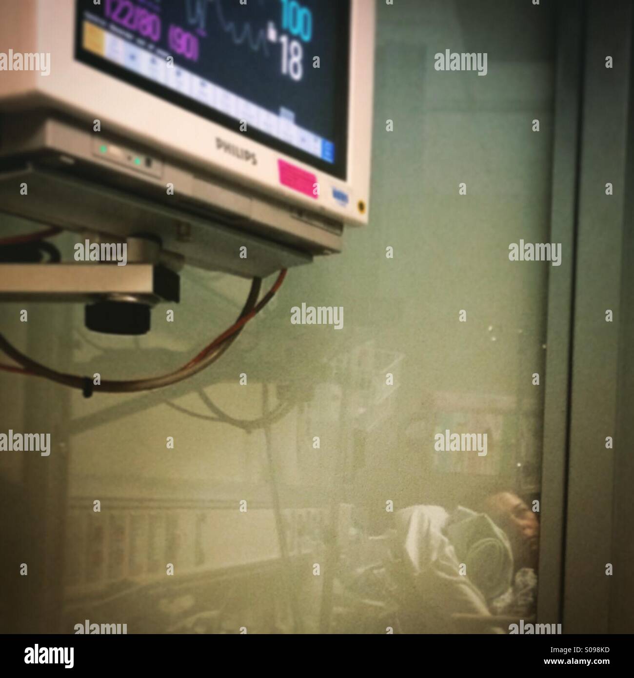 Emergency room hospital hi-res stock photography and images - Alamy