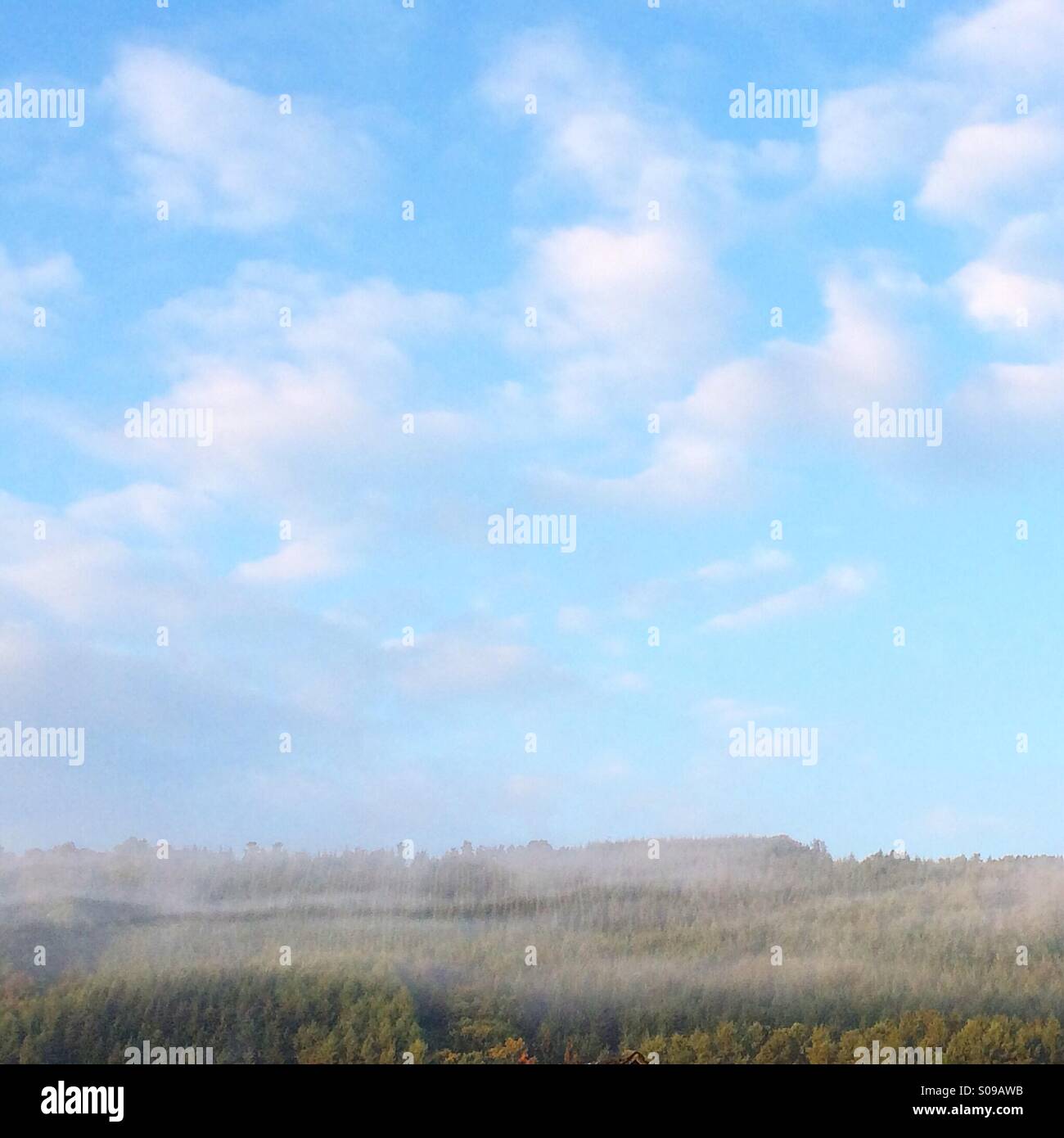 Mist sky hi-res stock photography and images - Alamy