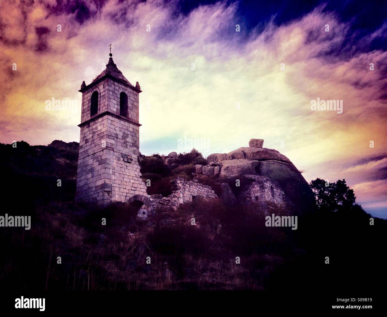 Medieval monastery hi-res stock photography and images - Alamy