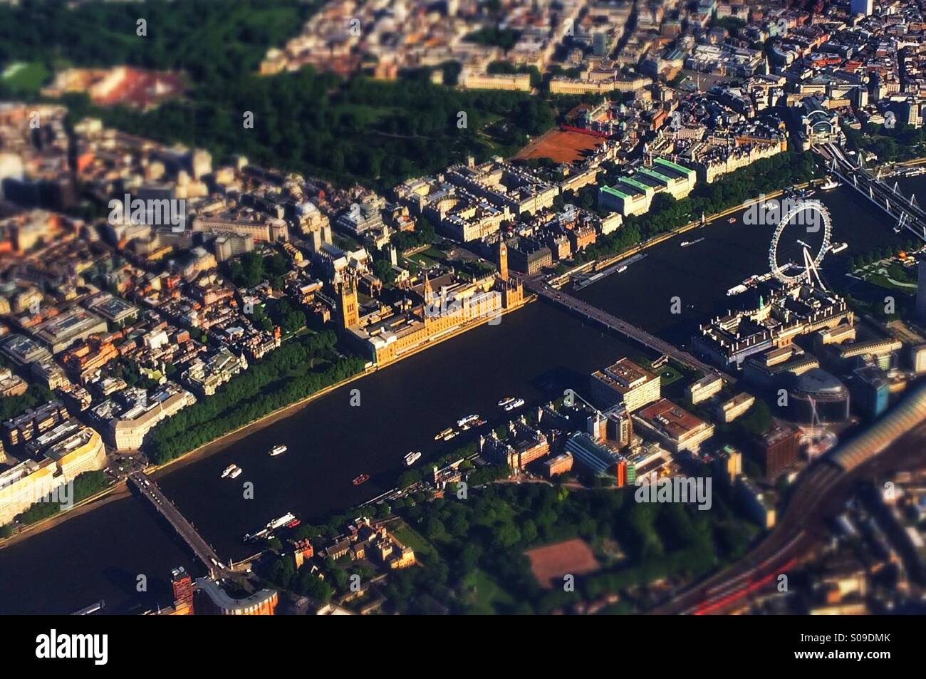 Palace of westminster aerial hi-res stock photography and images - Alamy