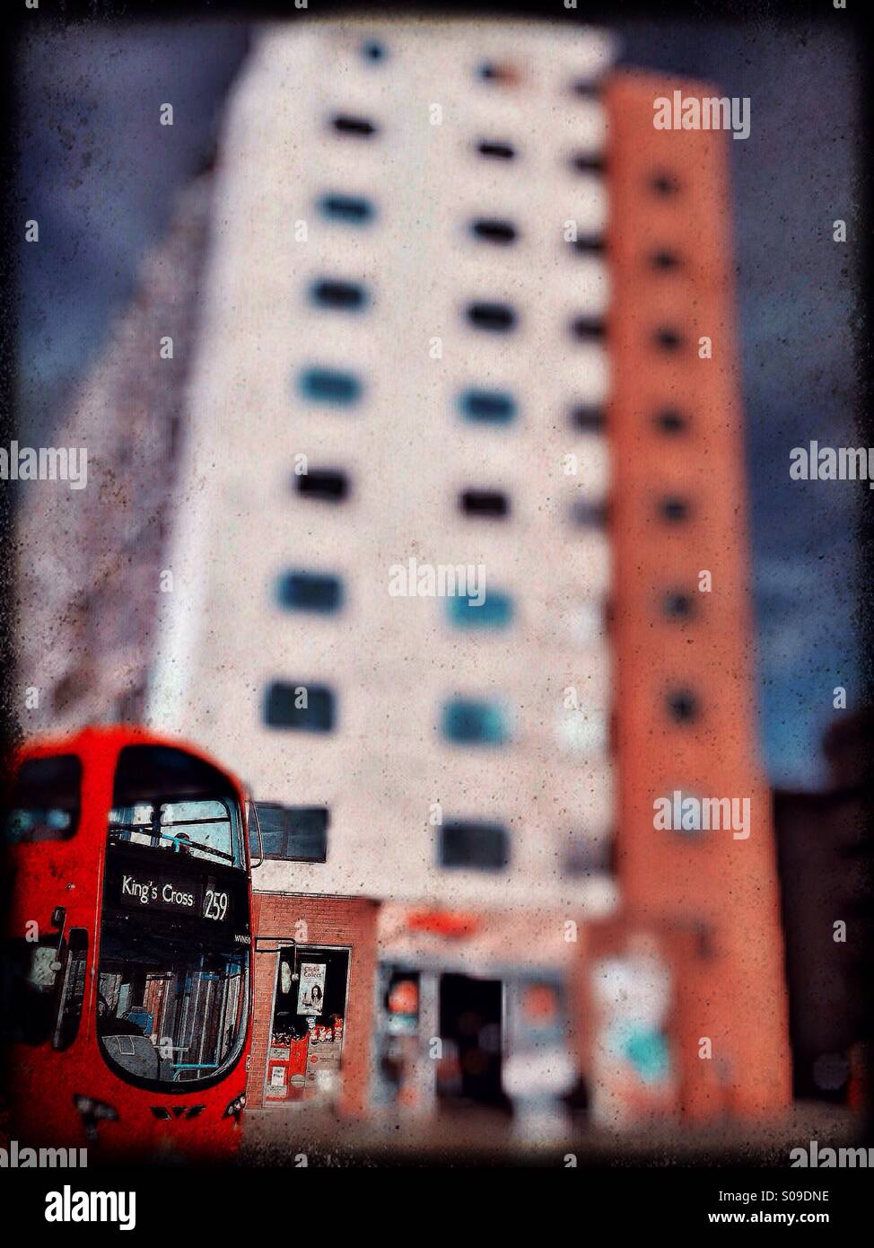 Caledonian bus hi-res stock photography and images - Alamy