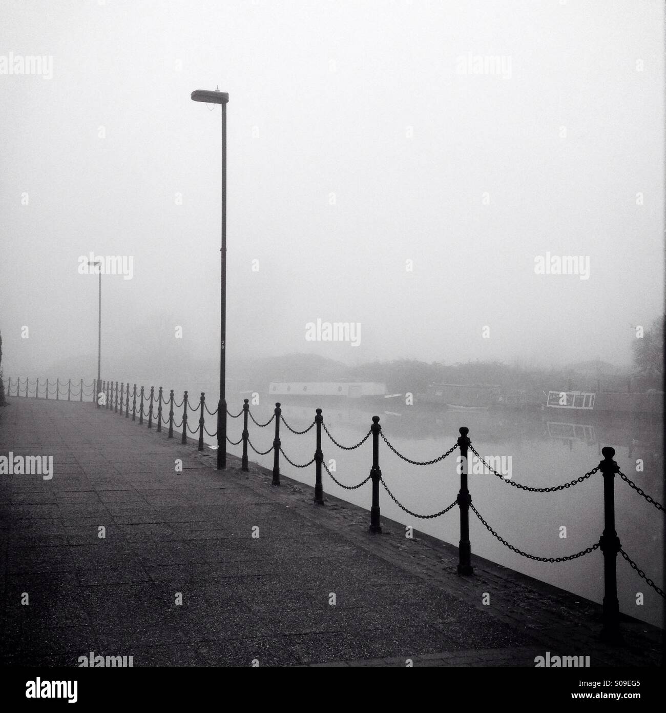 Empty canal hi-res stock photography and images - Alamy