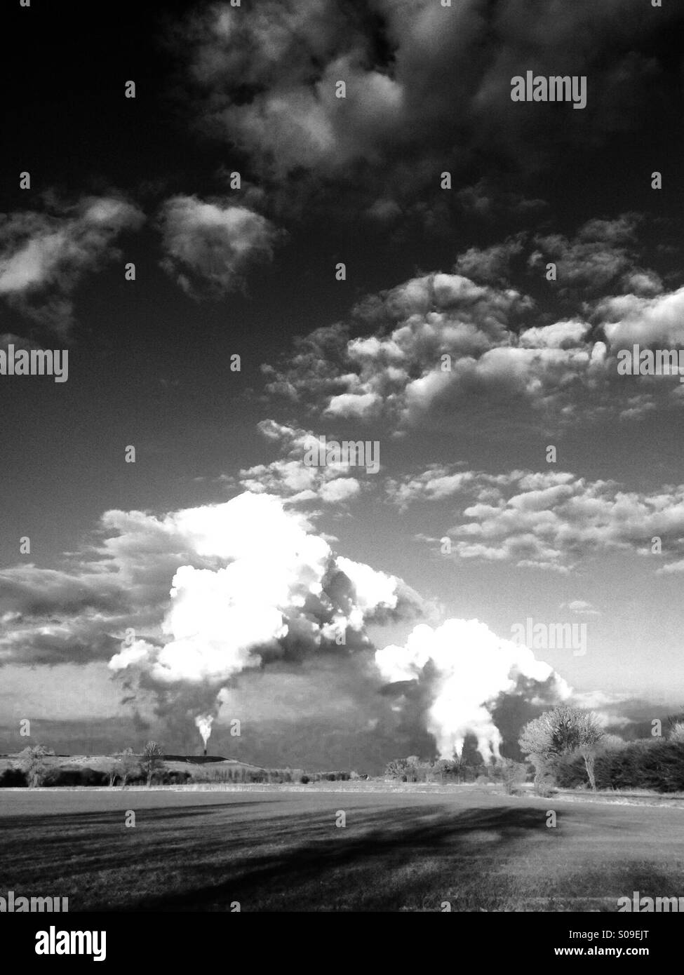 Eggborough power station hi-res stock photography and images - Alamy