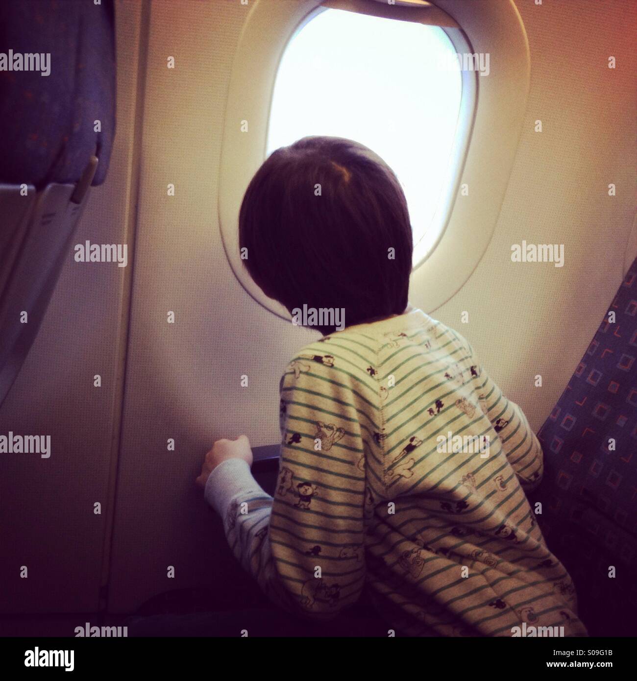 Excited child window hi-res stock photography and images - Alamy