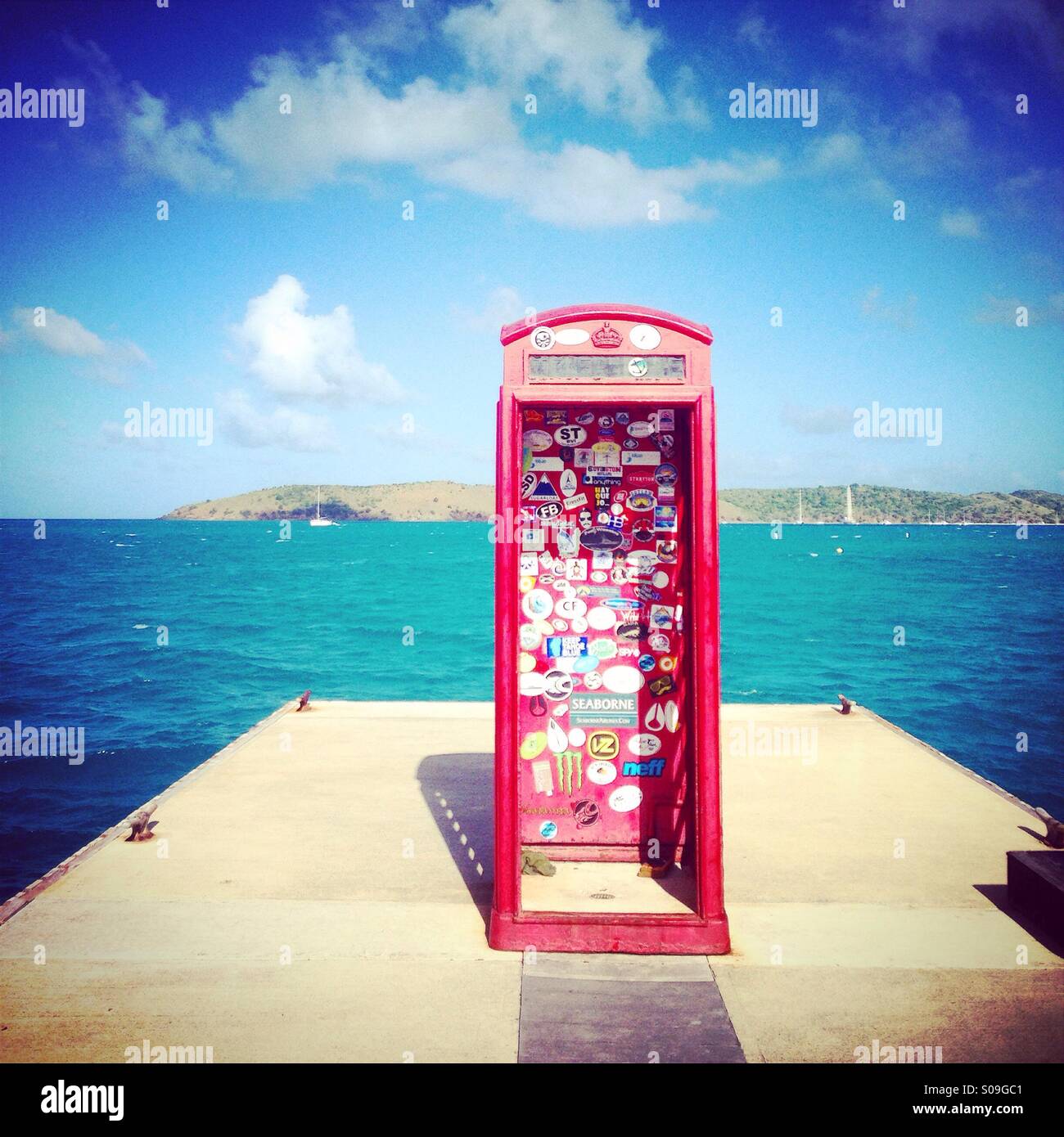 Phone box uk hi-res stock photography and images - Alamy