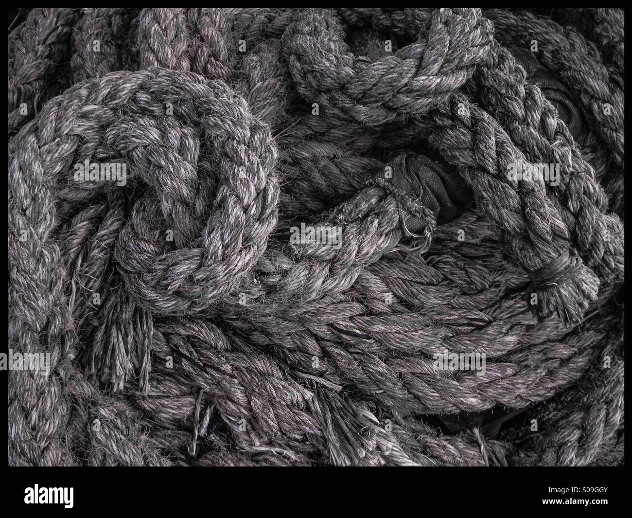 Secure rope hi-res stock photography and images - Alamy
