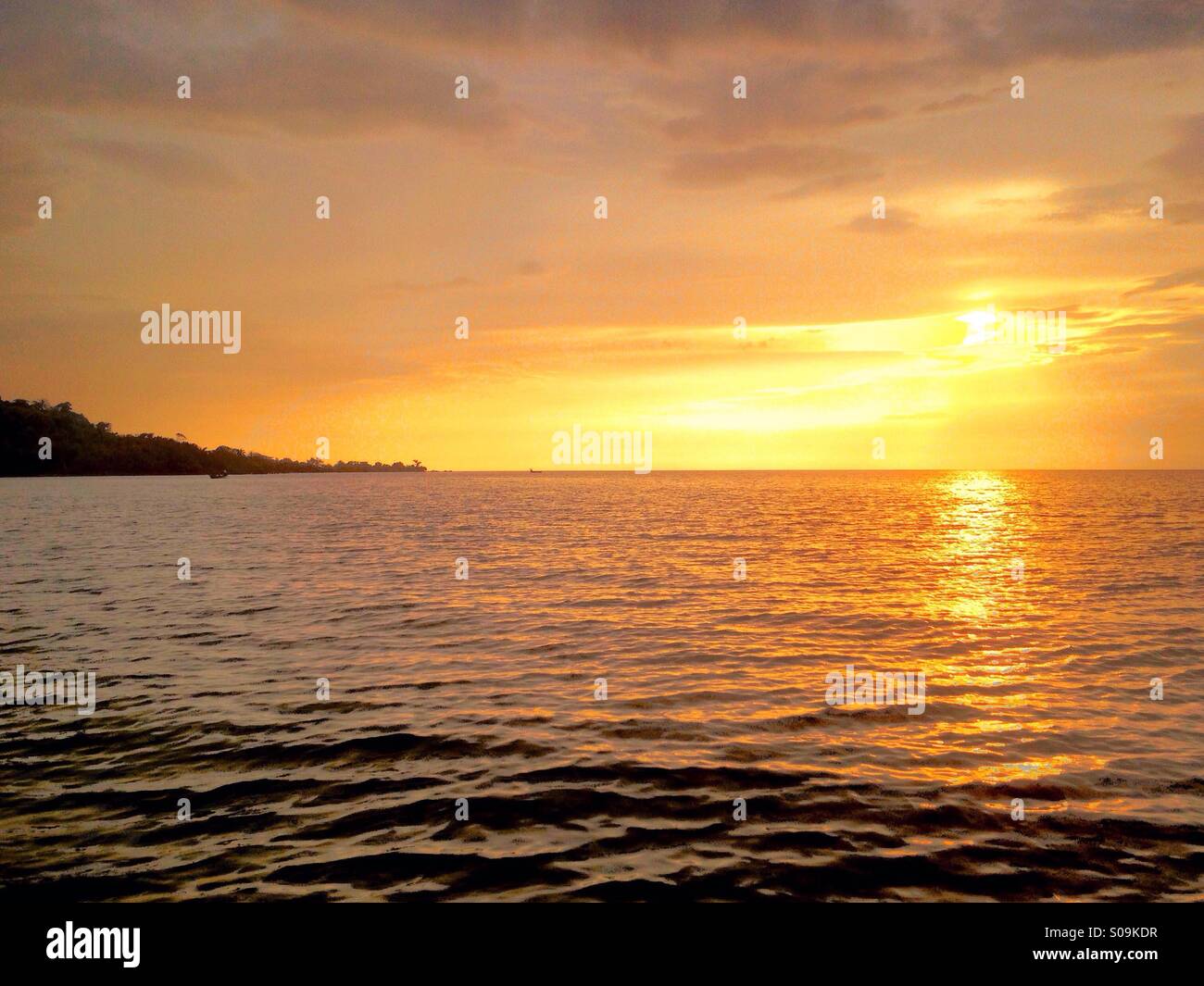 Koh tonsay rabbit island hi-res stock photography and images - Alamy