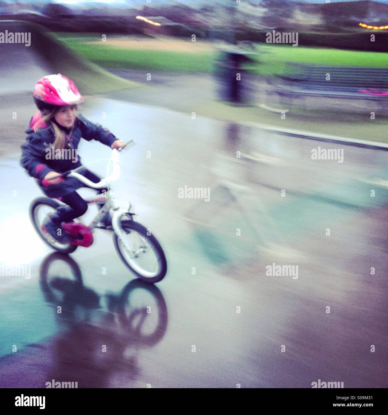 Bike speed hi-res stock photography and images - Alamy