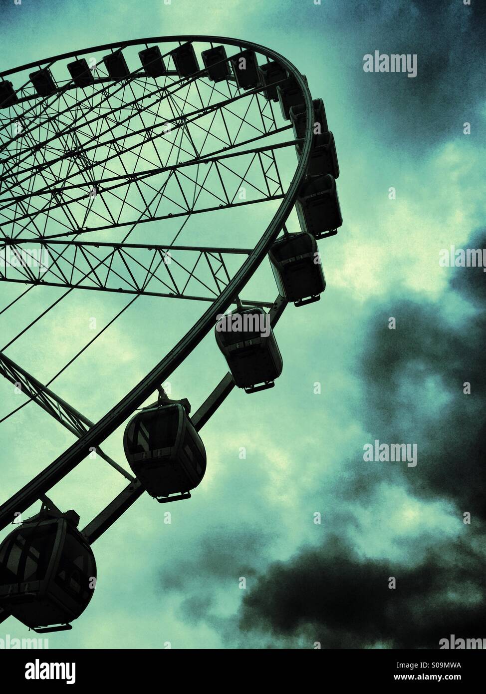 Ferris wheel of Manchester Piccadilly gardens Stock Photo - Alamy