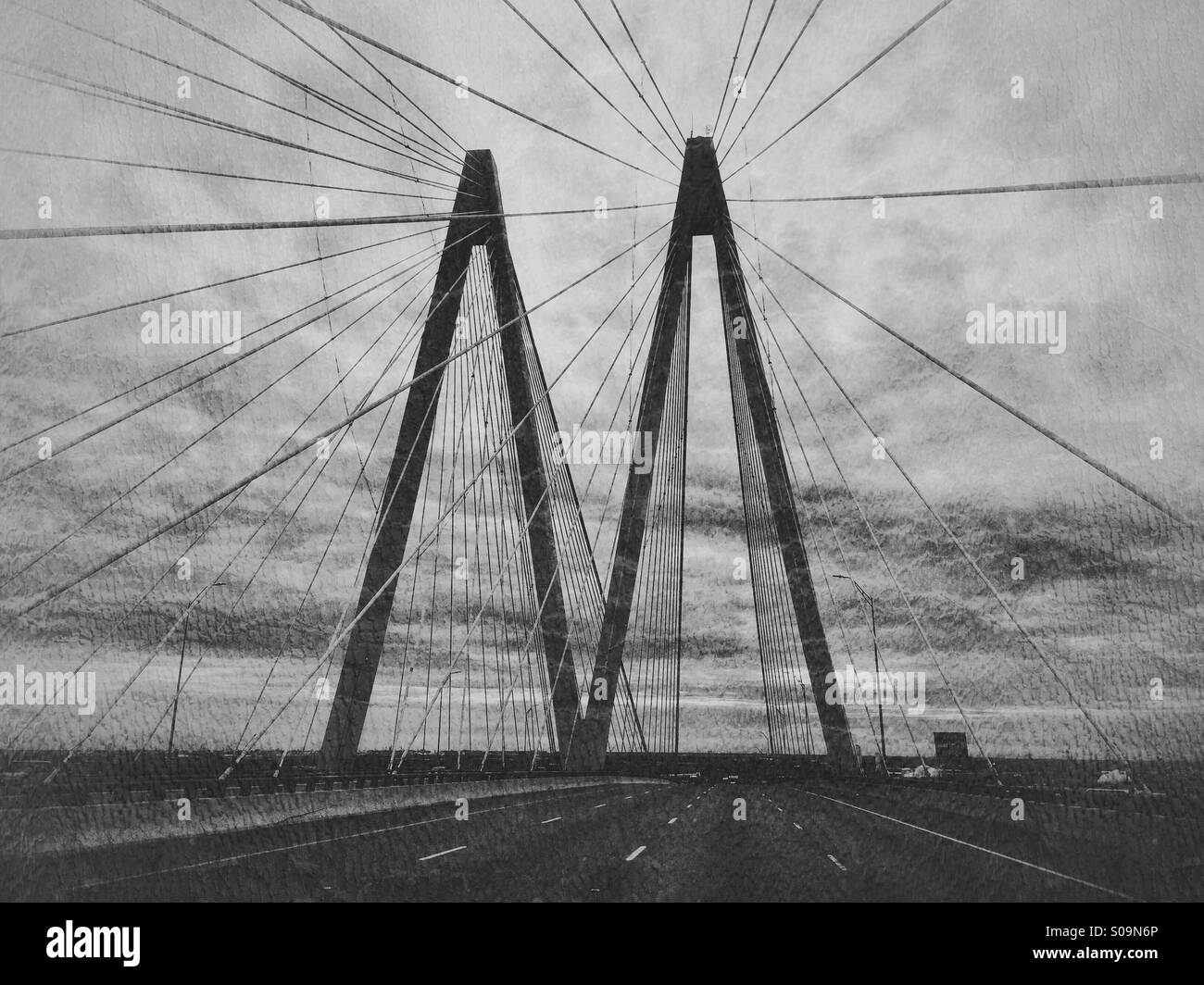 Bridge patterns hi-res stock photography and images - Alamy