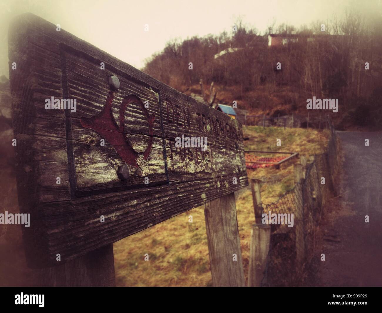 Old post road between Bergen and Trondheim Stock Photo - Alamy
