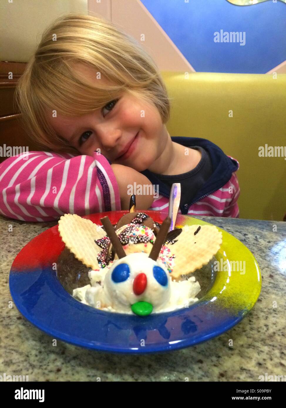 Smarties ice cream hi-res stock photography and images - Alamy