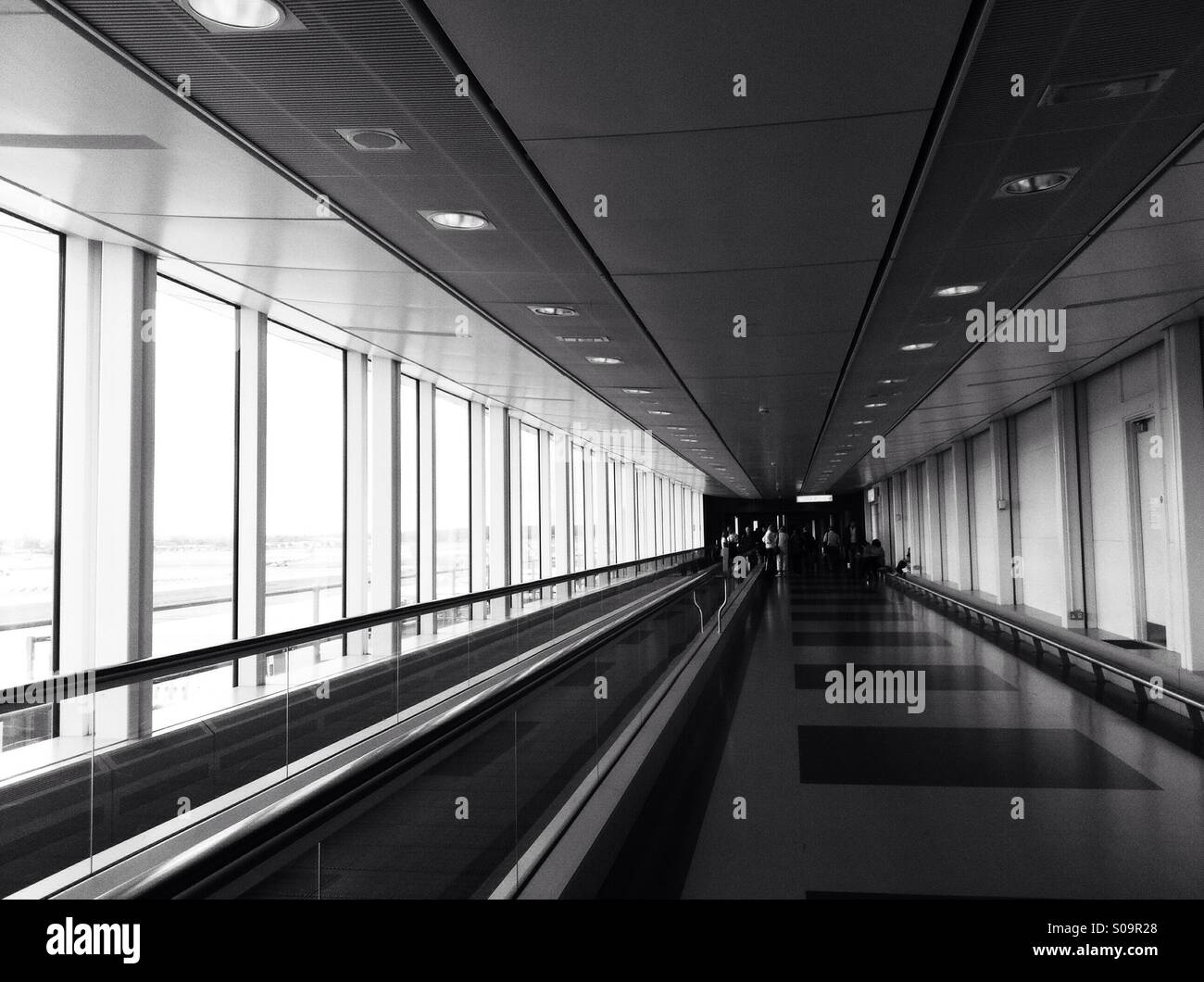 Walk way hi-res stock photography and images - Alamy