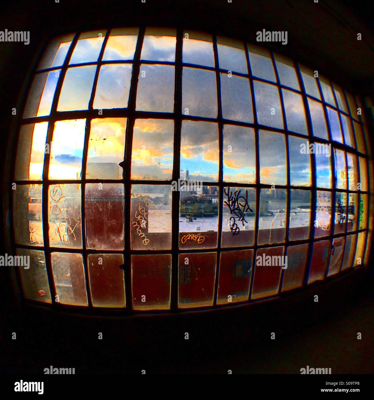 View distortion hi-res stock photography and images - Alamy