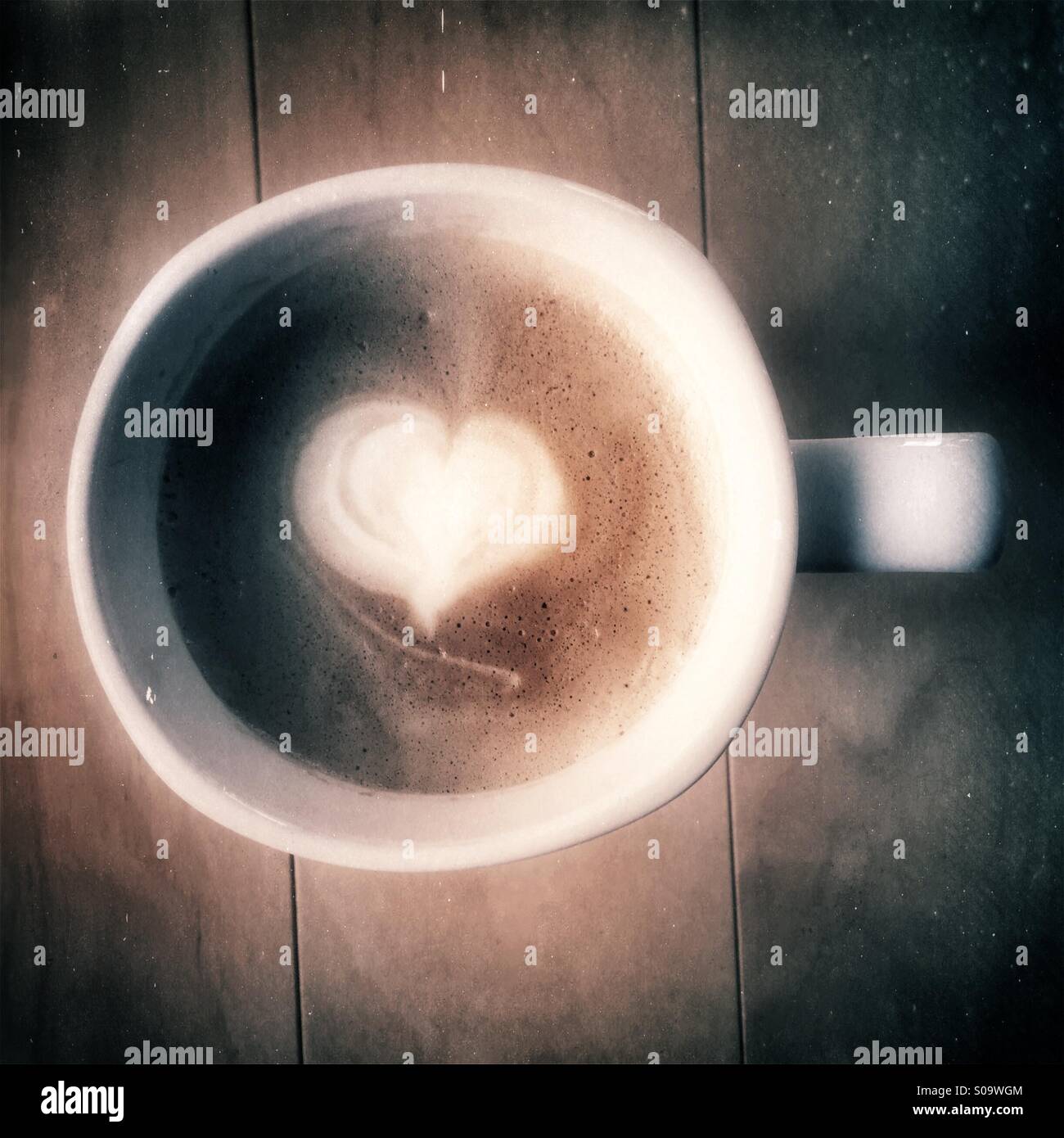 Coffee with heart shape Stock Photo - Alamy