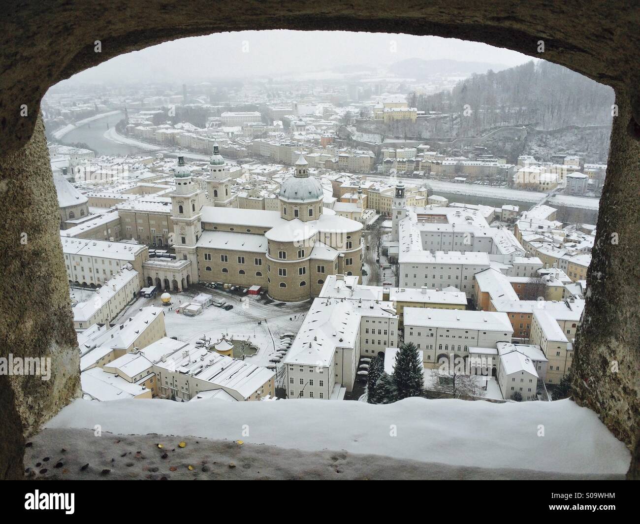 Salzburg castle snow hi-res stock photography and images - Alamy
