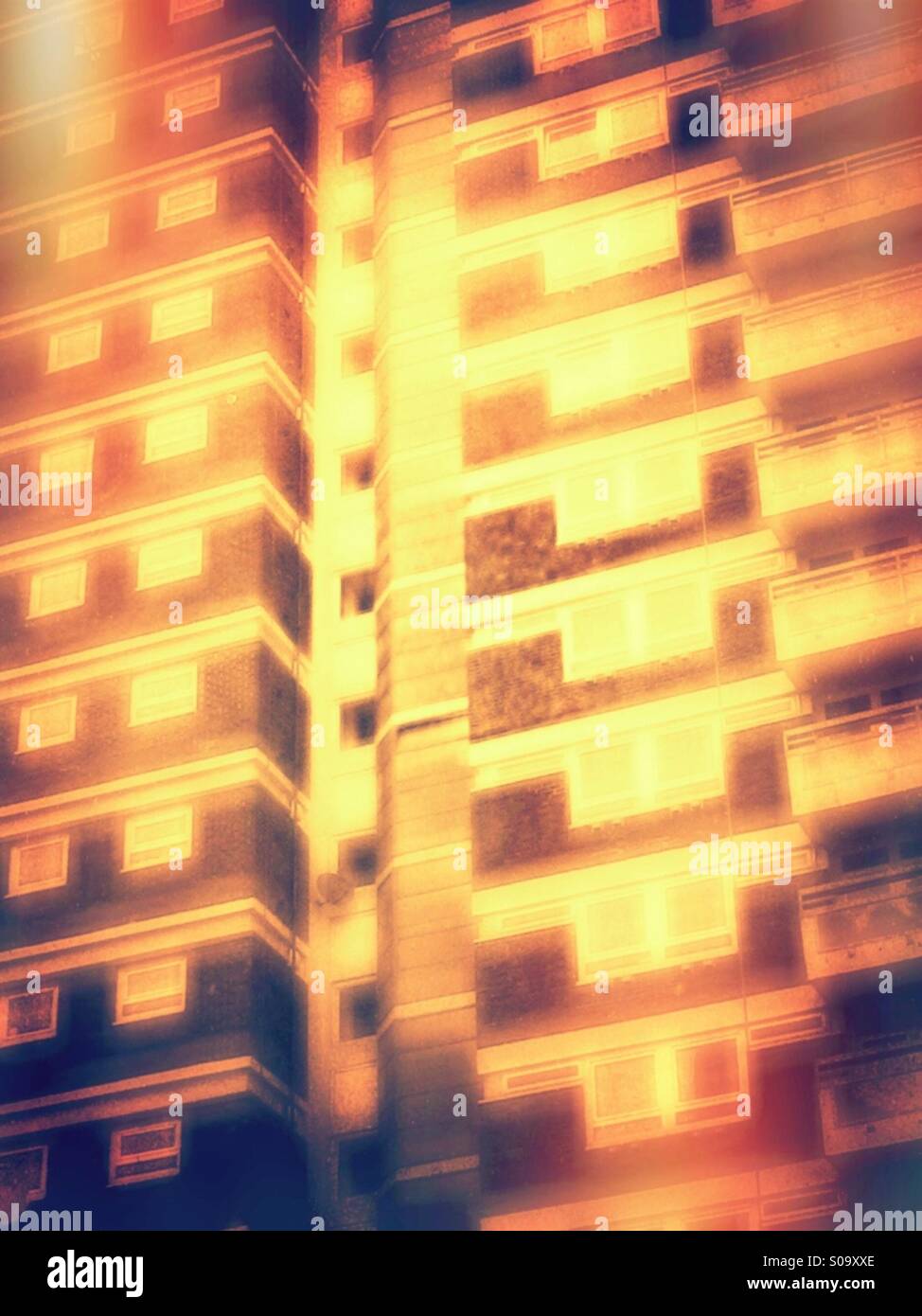 High rise flats uk night hi-res stock photography and images - Alamy