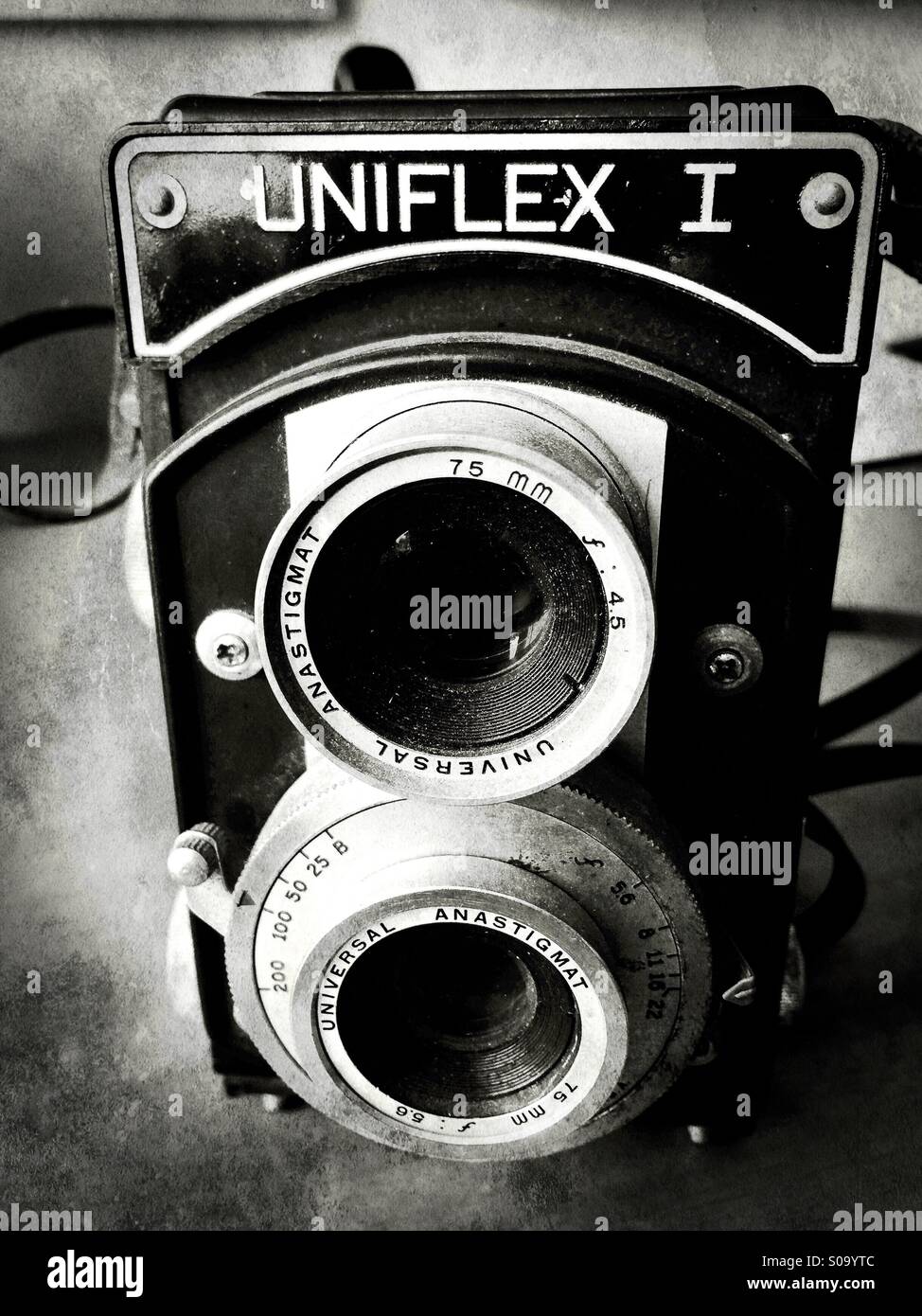 A old photo camera Stock Photo - Alamy