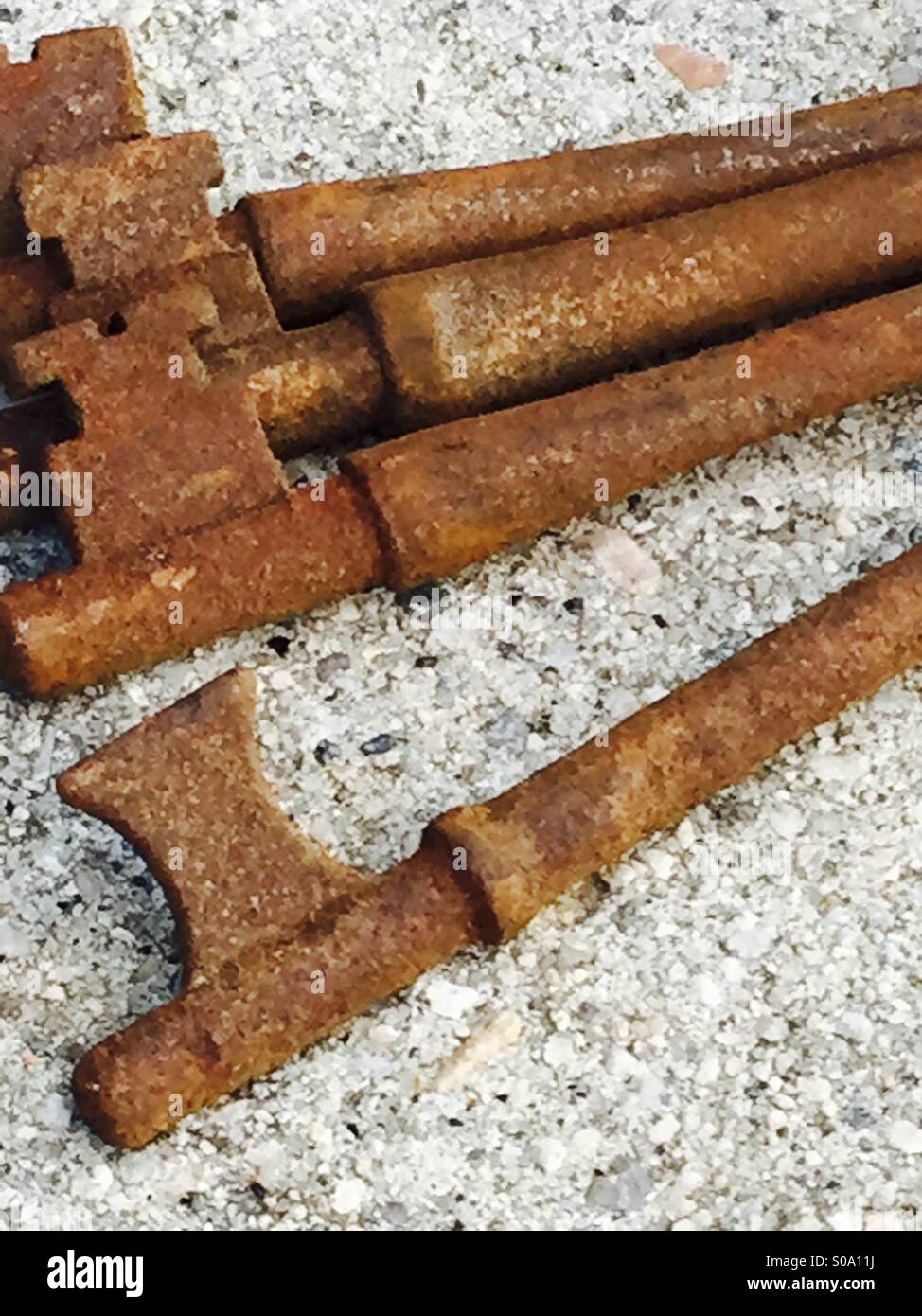 Four antique keys hi-res stock photography and images - Alamy