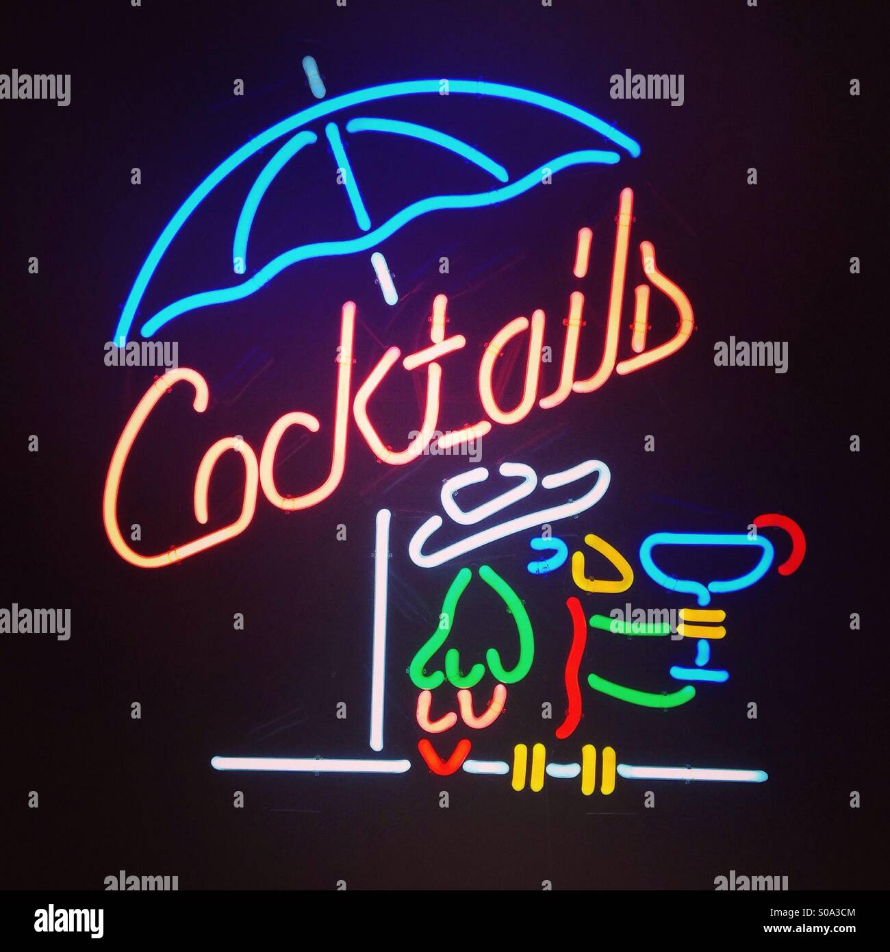 Neon cocktails sign hi-res stock photography and images - Alamy