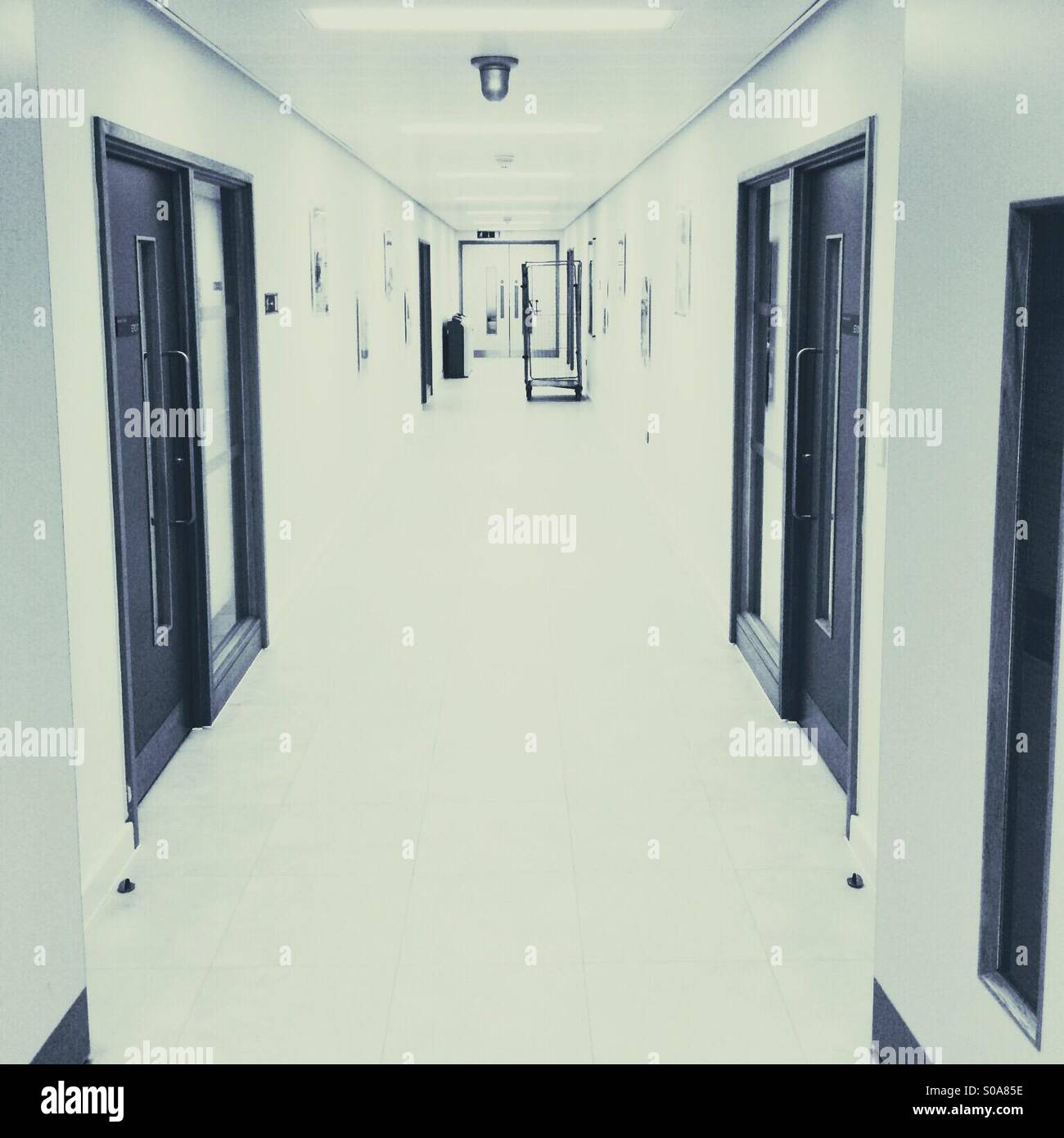 Bright white light corridor hallway Stock Photo - Alamy